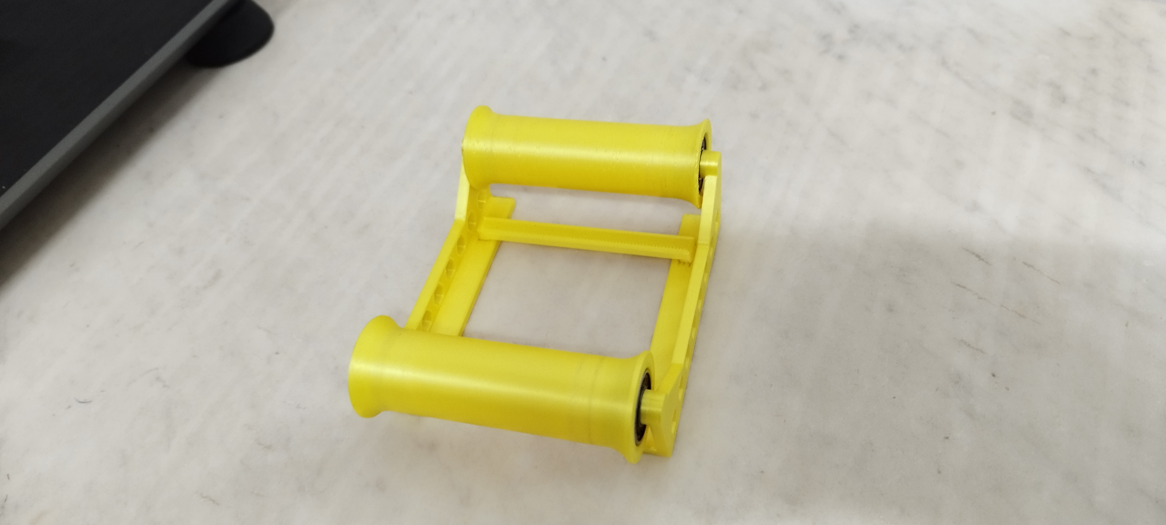 Multi Spool Roller by Vitor Fernando H Buongermino | Download free STL ...