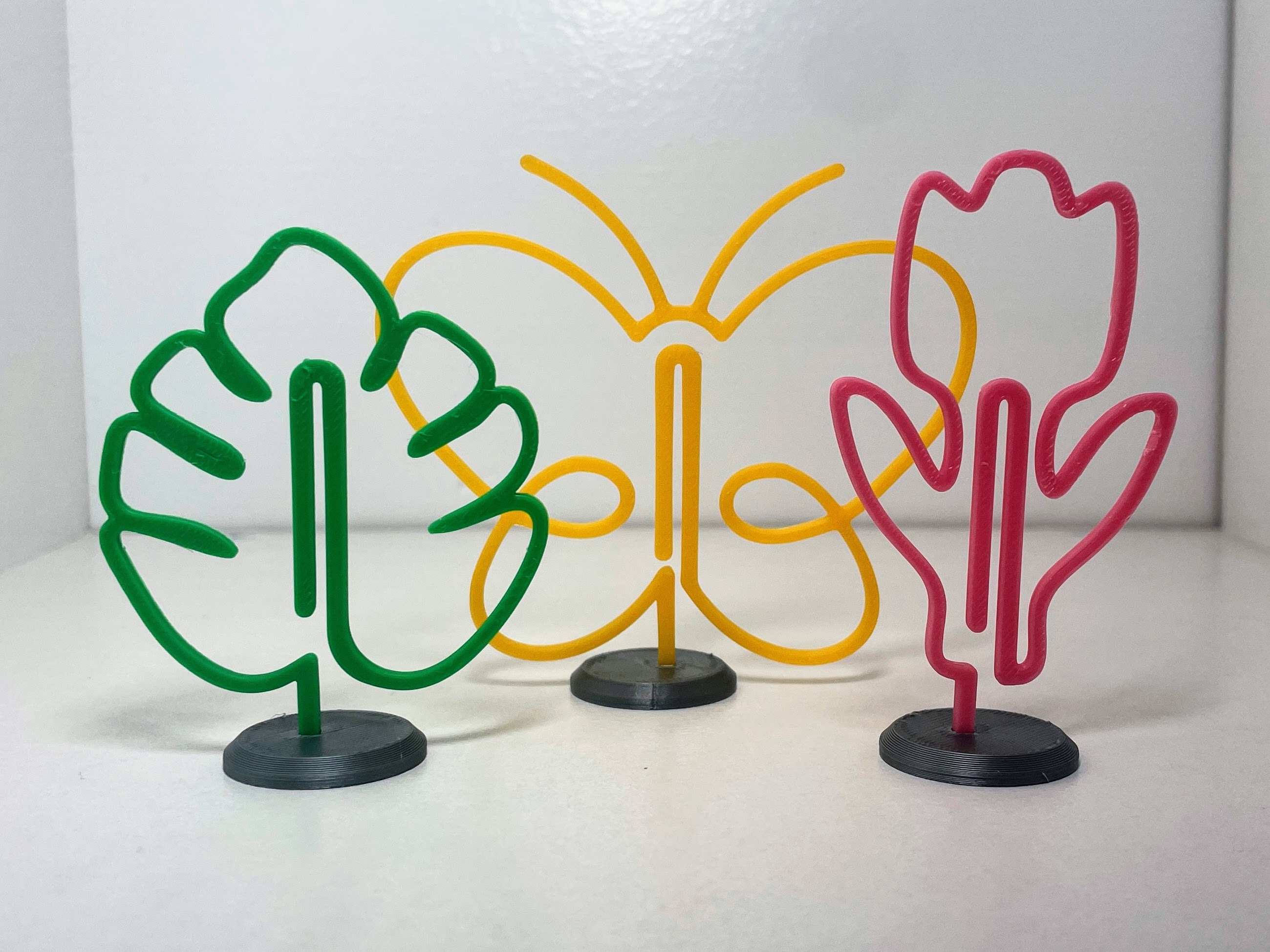 Spring Paperclip Stand Collection by cartyski | Download free STL model ...