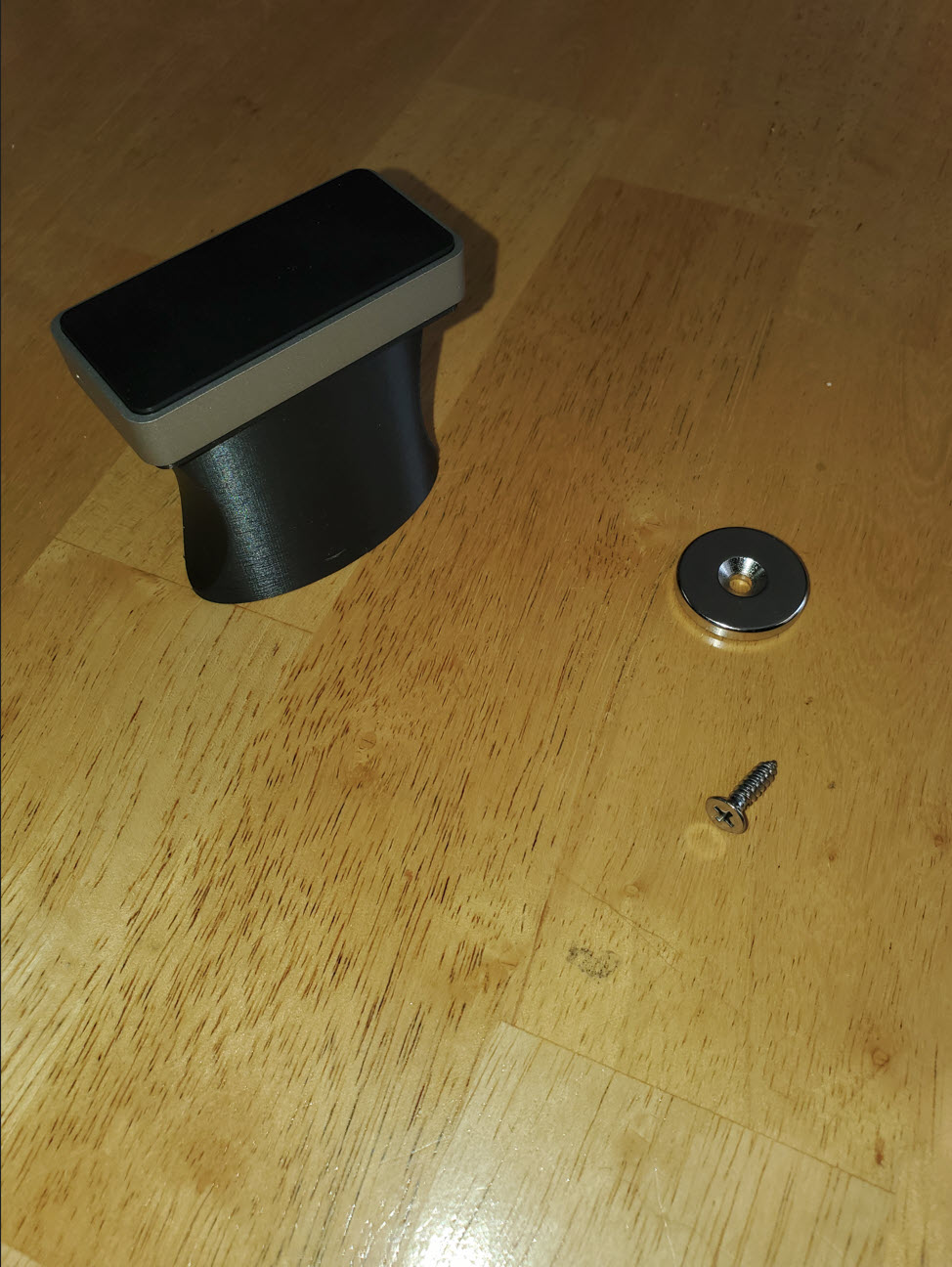 Wall / backboard mount for a Raspberry Pi Zero in a Flirc case by Rob ...