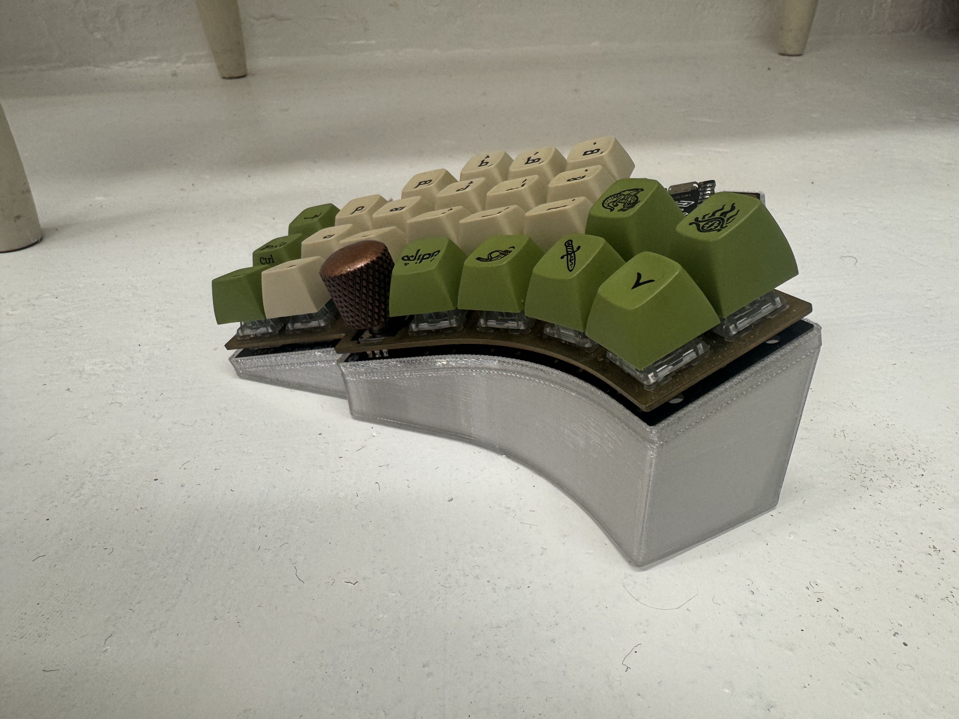 Kyria tenting base by Oak Ninja | Download free STL model | Printables.com