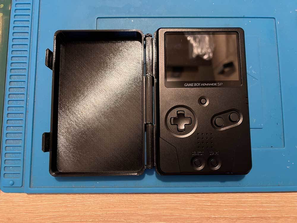 Game Boy Advance SP Unhinged box by Guigro | Download free STL model ...