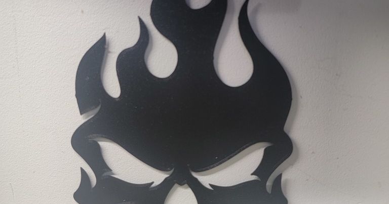 Flaming Skull Wall Decor by KiLLiE | Download free STL model ...