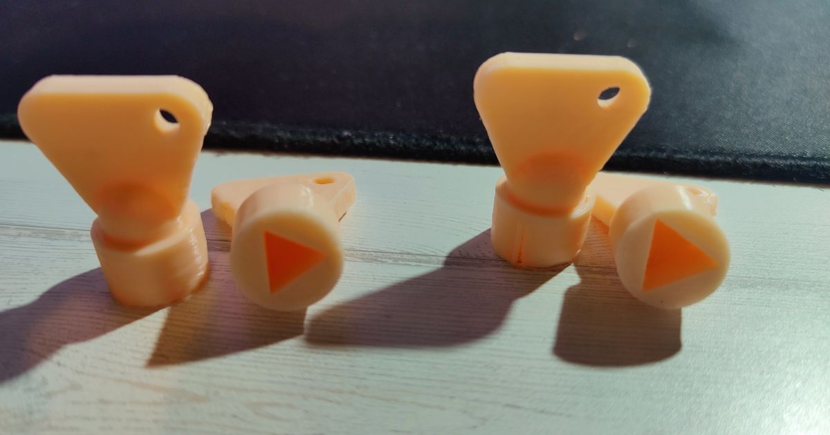 Triangular Keys by Luis Arbós | Download free STL model | Printables.com