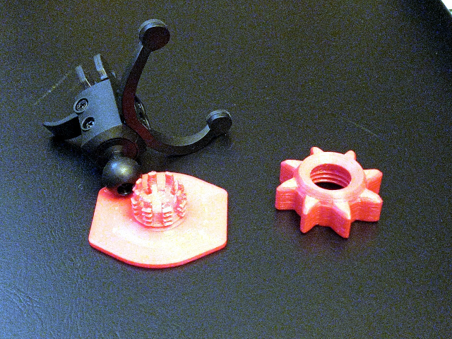 TomTom GPS ball-joint socket adapter plate (customizable) by ...