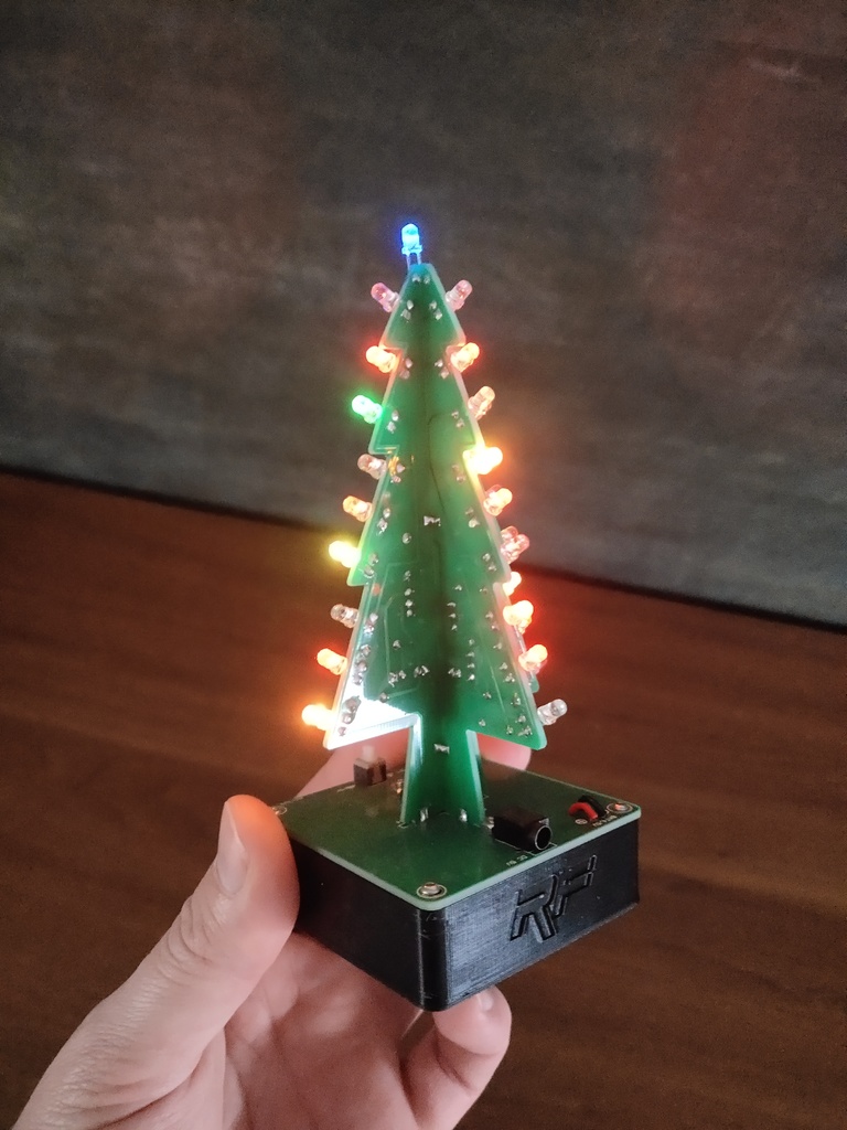 Christmas Tree battery cover (MR-C) by Tweako | Download free STL model ...