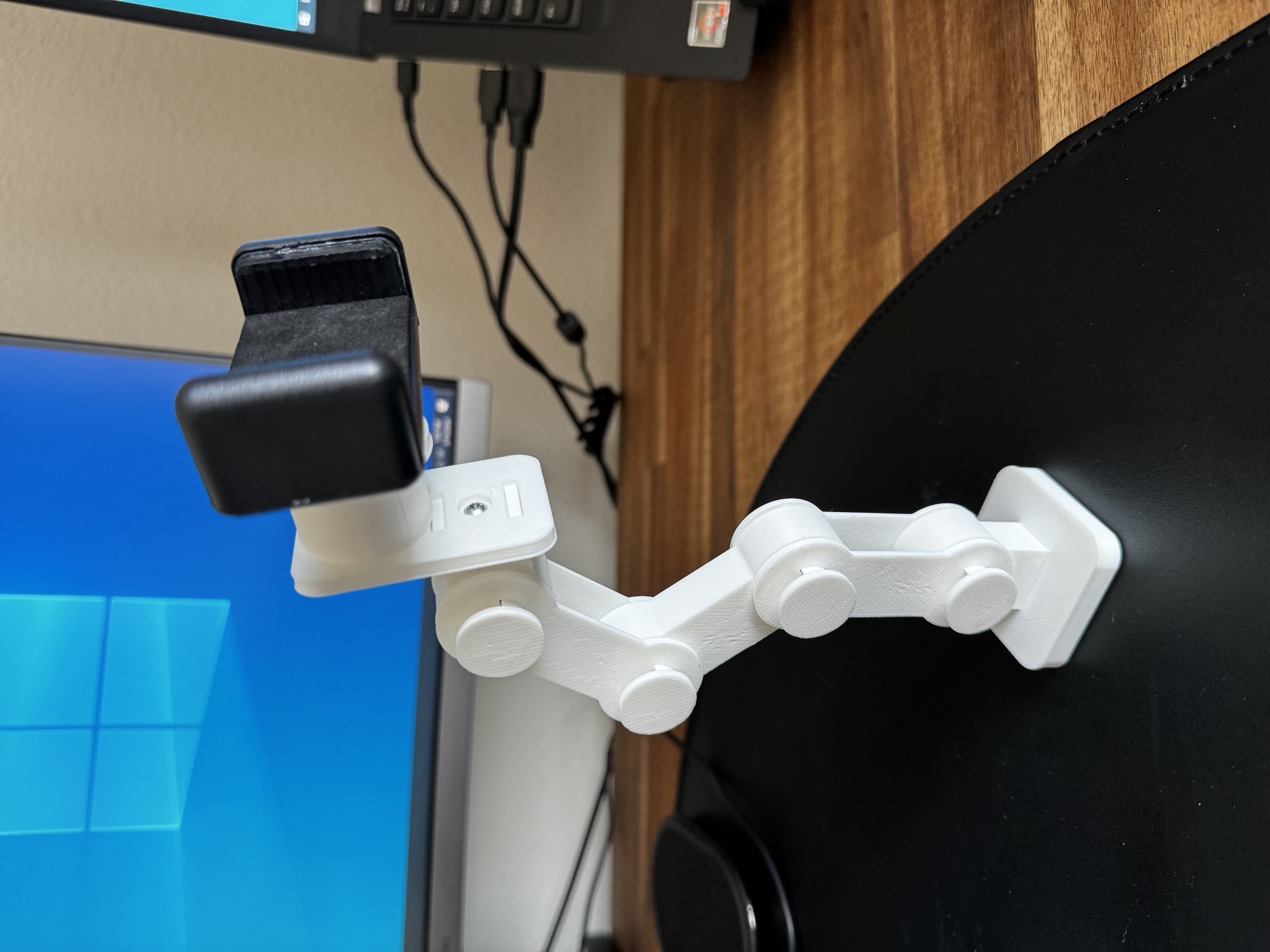 Push-button Adjustable Arm by StuartW | Download free STL model ...
