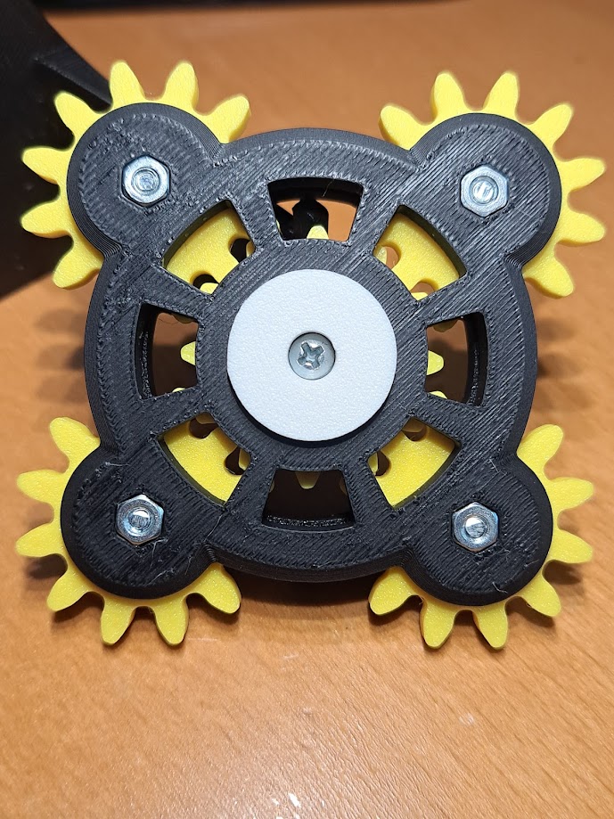5-Gear Spinner by Ruiaxe | Download free STL model | Printables.com