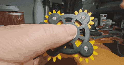 5-Gear Spinner by Ruiaxe | Download free STL model | Printables.com