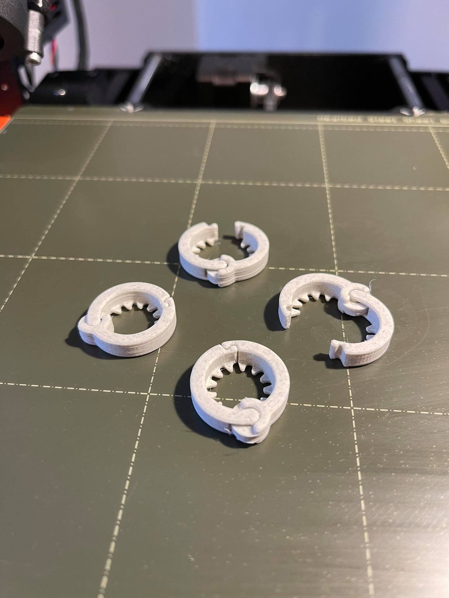 plant clip by DennisP | Download free STL model | Printables.com
