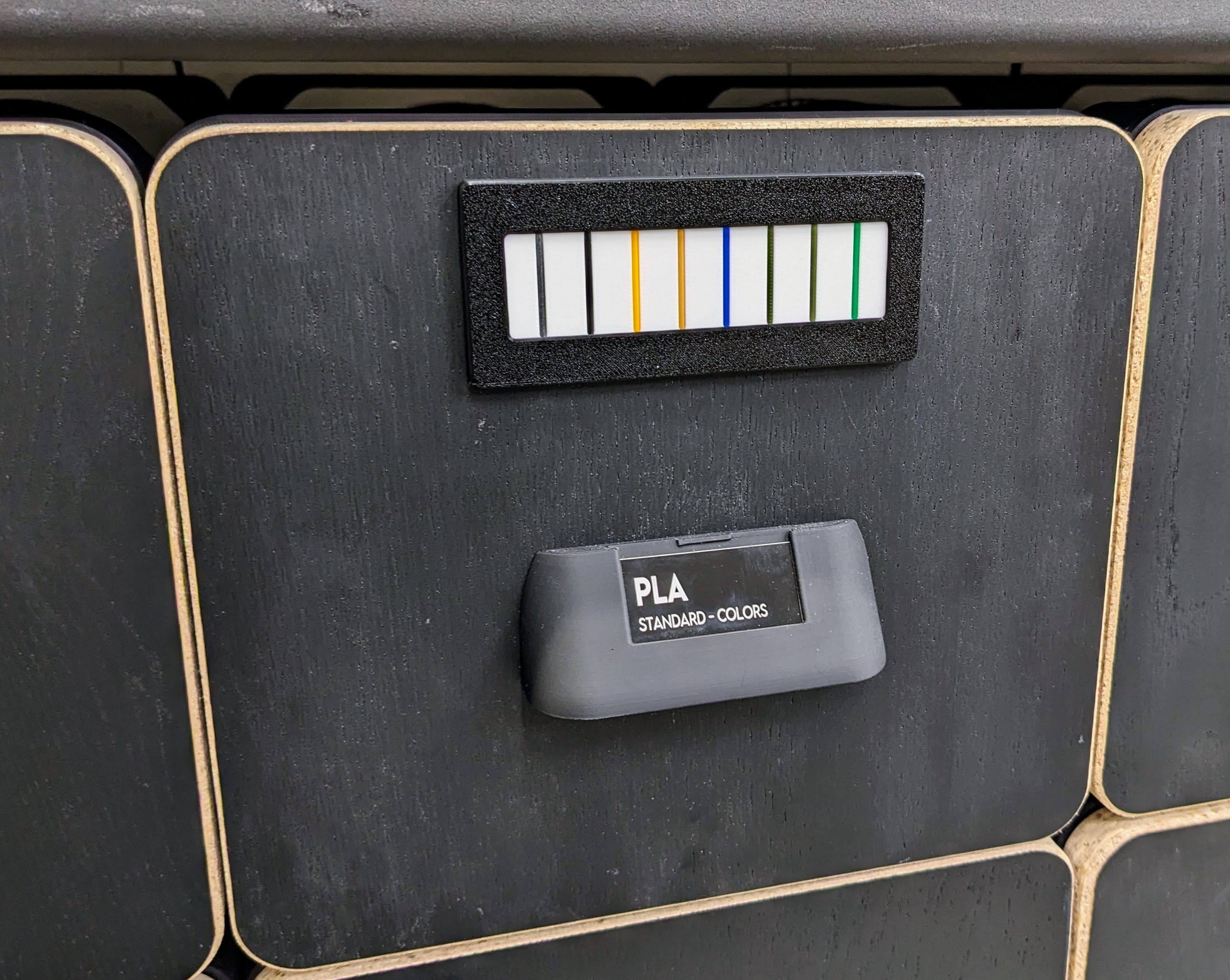 Filament Sample Card by RobertCowanDIY | Download free STL model ...