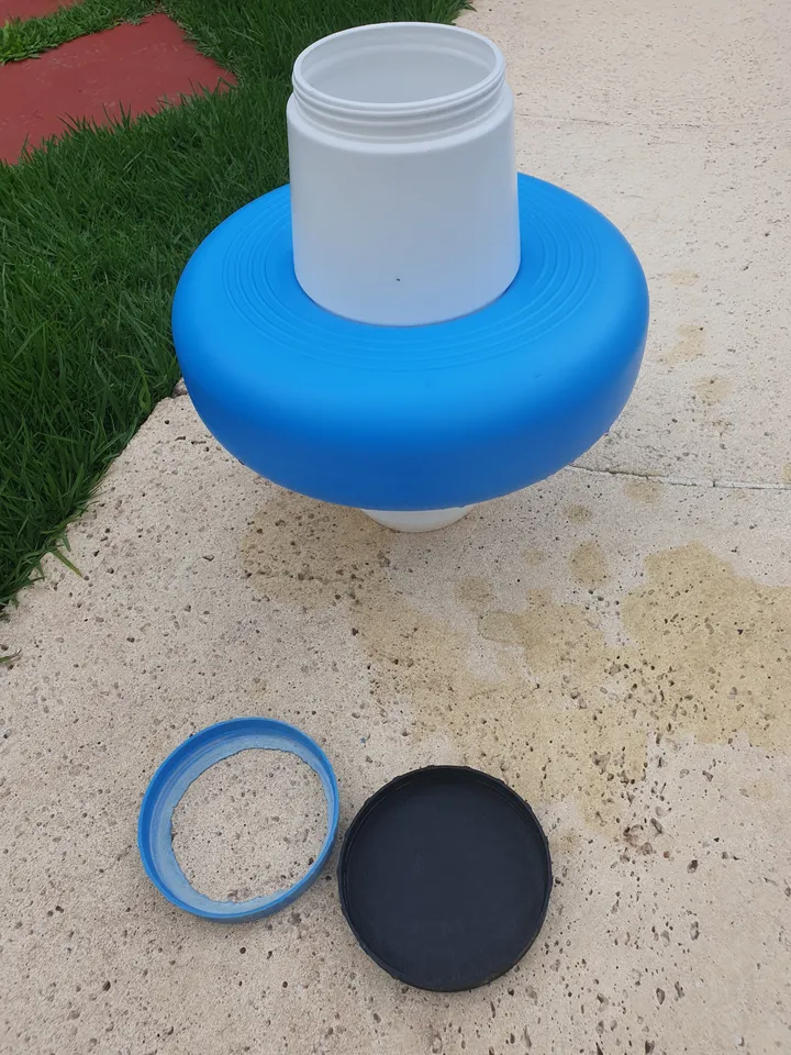 Tapa boya piscina - Pool chlorine buoy cap by Cris | Download free STL ...