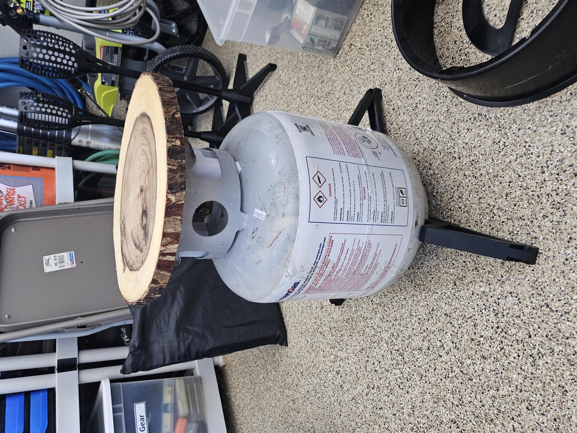 Propane Tank Table Mount by mhparsons | Download free STL model ...