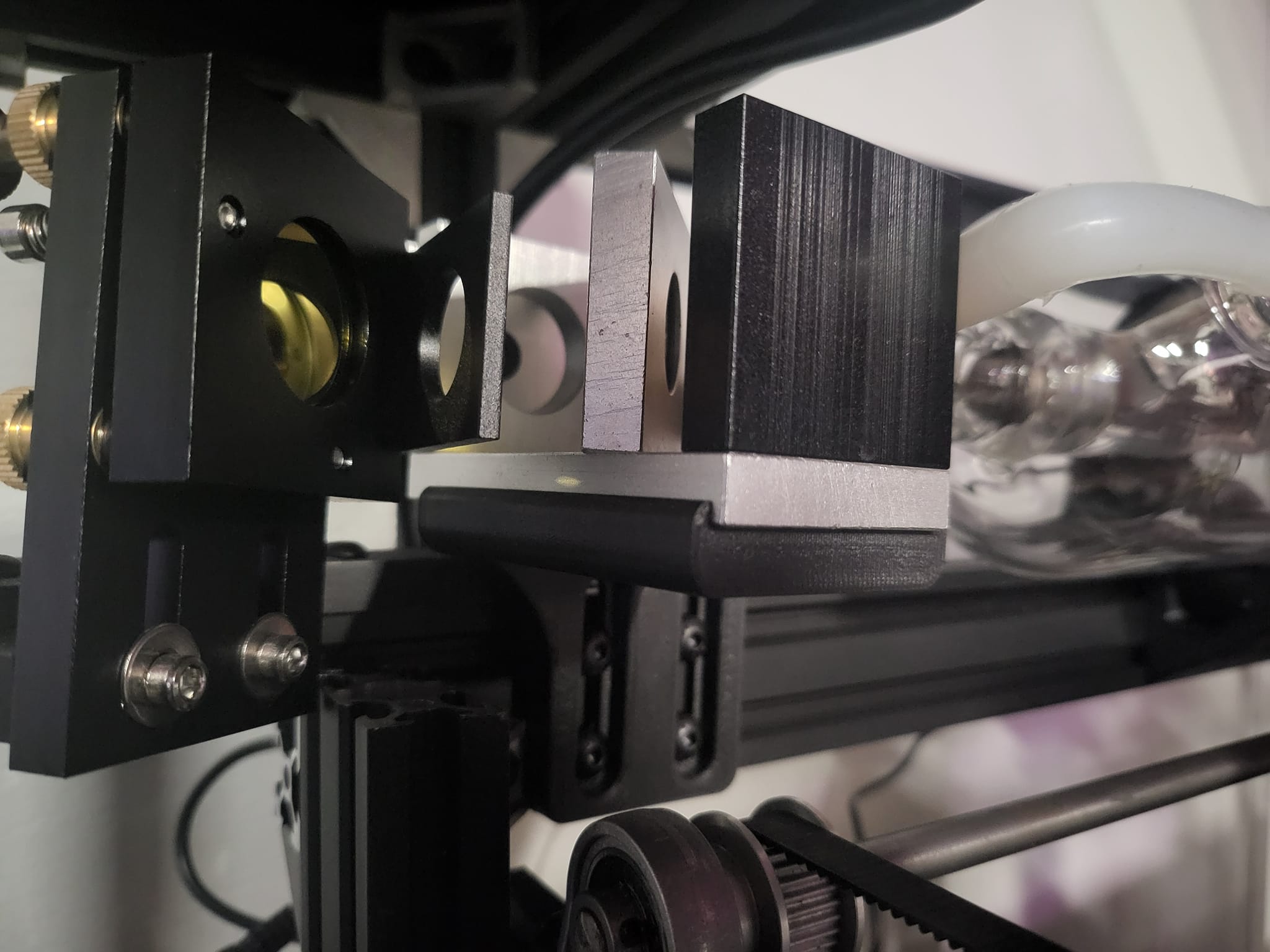 Beam combiner Bracket for Y1200 CO2 Laser by Mike Gin | Download free ...