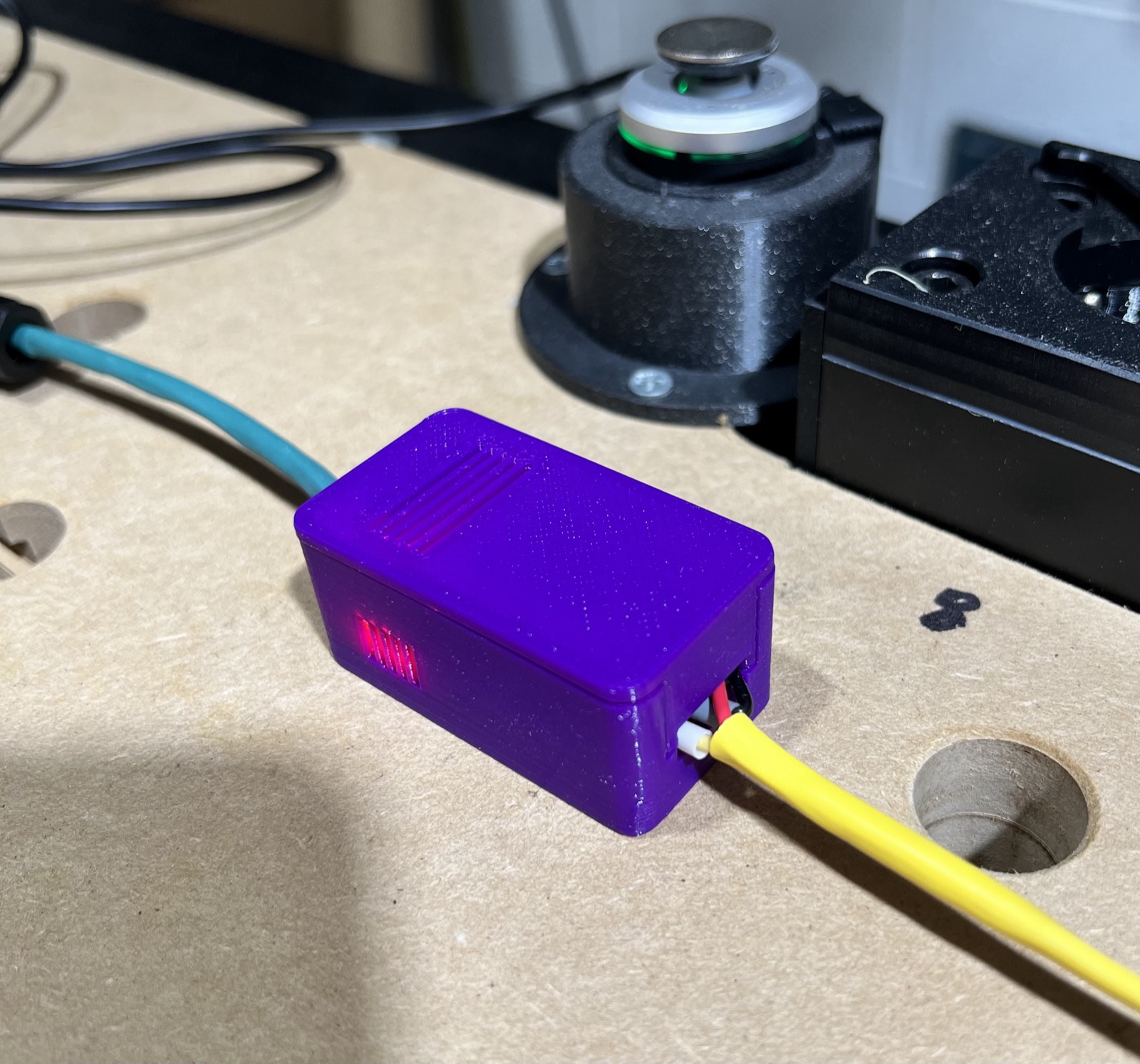 Minimalist +/- Tool-less Relay Module Box by bernard.m | Download free ...