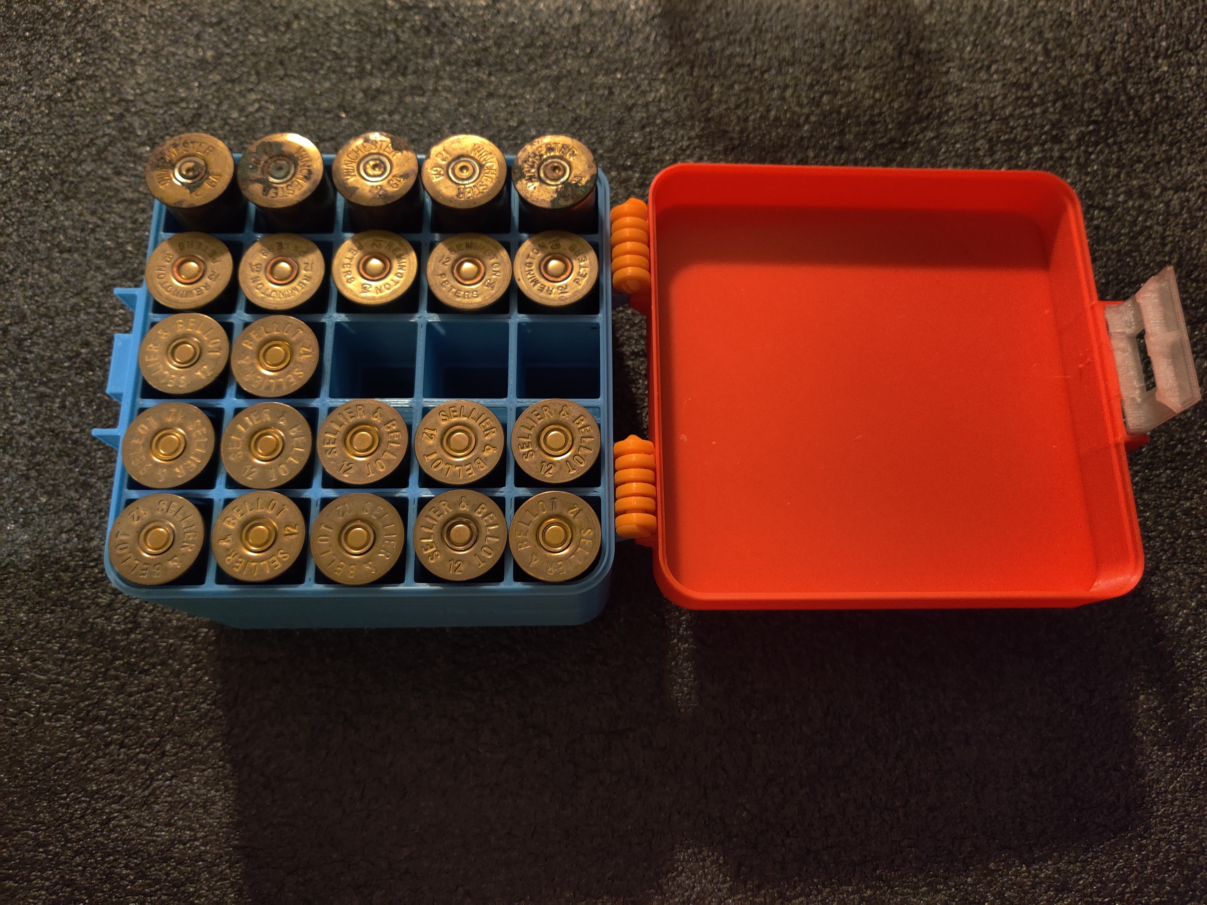12/65, Single Latch Modular Ammo Box by brass_ring | Printables Store