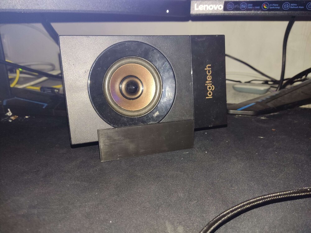 logitech Z533 horizontal speaker holder by Markus | Download free STL ...