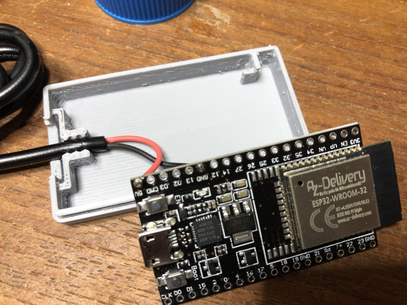 Snap Fit ESP32 Box w/ powercord input by macsddau | Download free STL ...