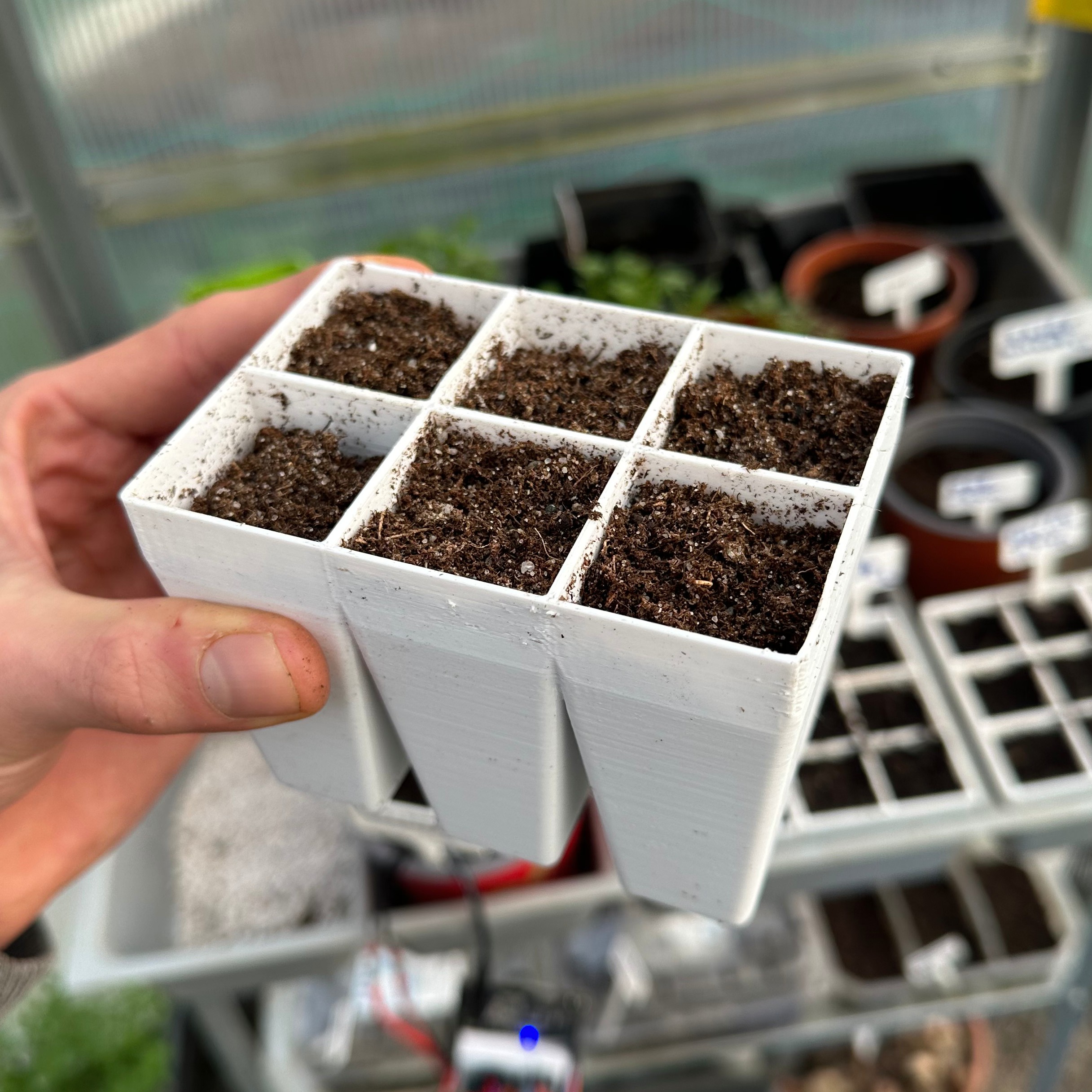 Optimal Seed Tray - 6 Cell by Dominik Nguyen | Download free STL model ...