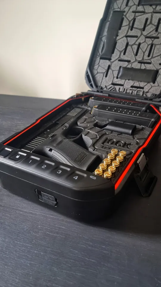 Vaultek Lifepod 2.0 Glock 17 Gen5 Insert by Veracon | Download free STL ...
