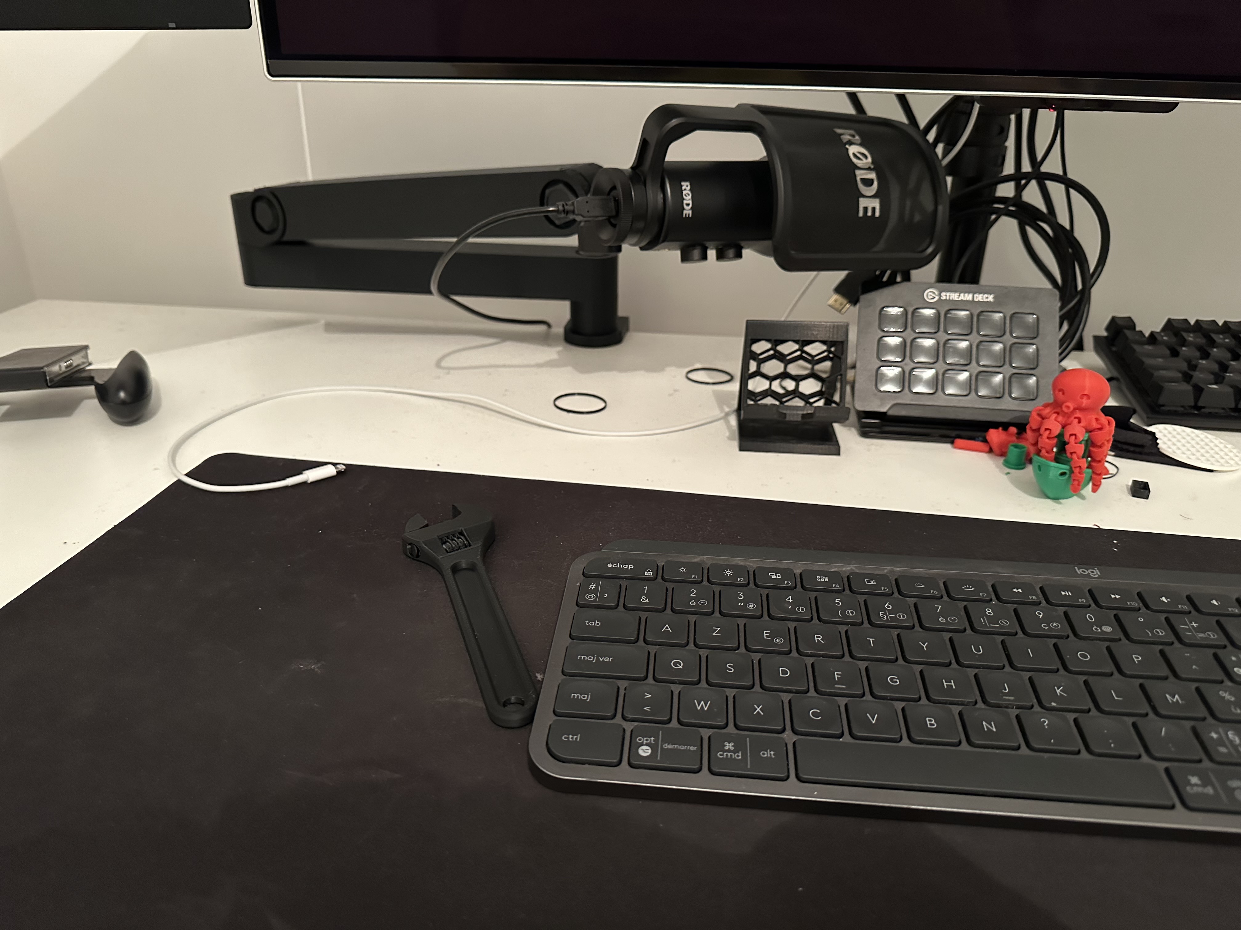 Low profile Mic Arm by NicolasB | Download free STL model | Printables.com