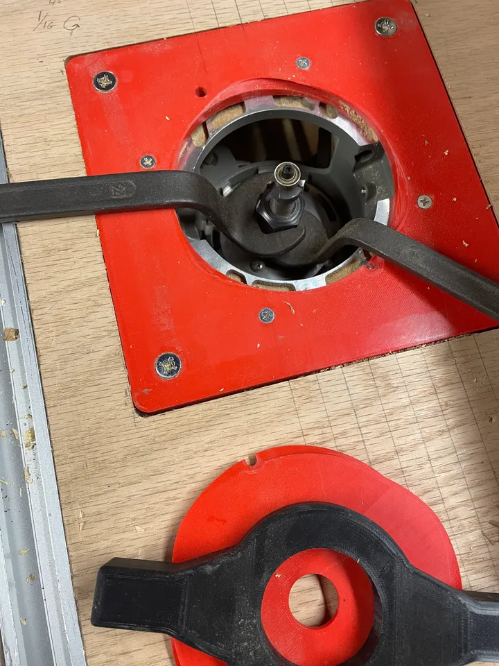 Router plate system Bosch 1617 (RA1165 Base) by jkoether | Download ...