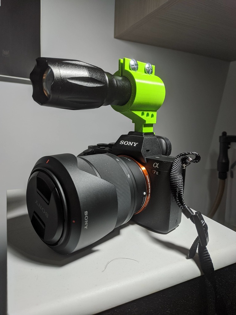 Hot shoe torch mount for camera by Simone | Download free STL model ...