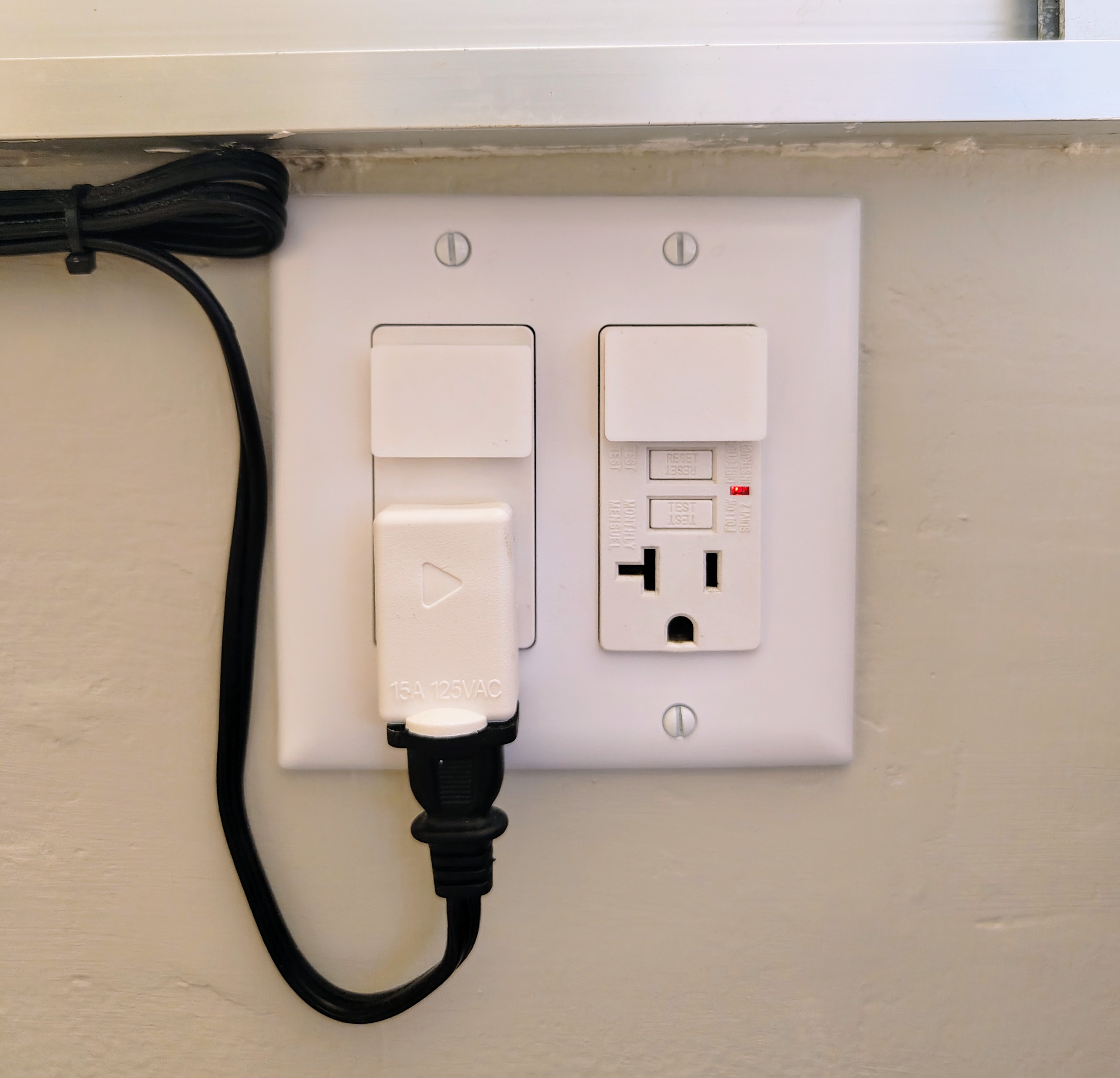 3-Prong Power Outlet Plug Cover (Type B) by electromechanick | Download ...