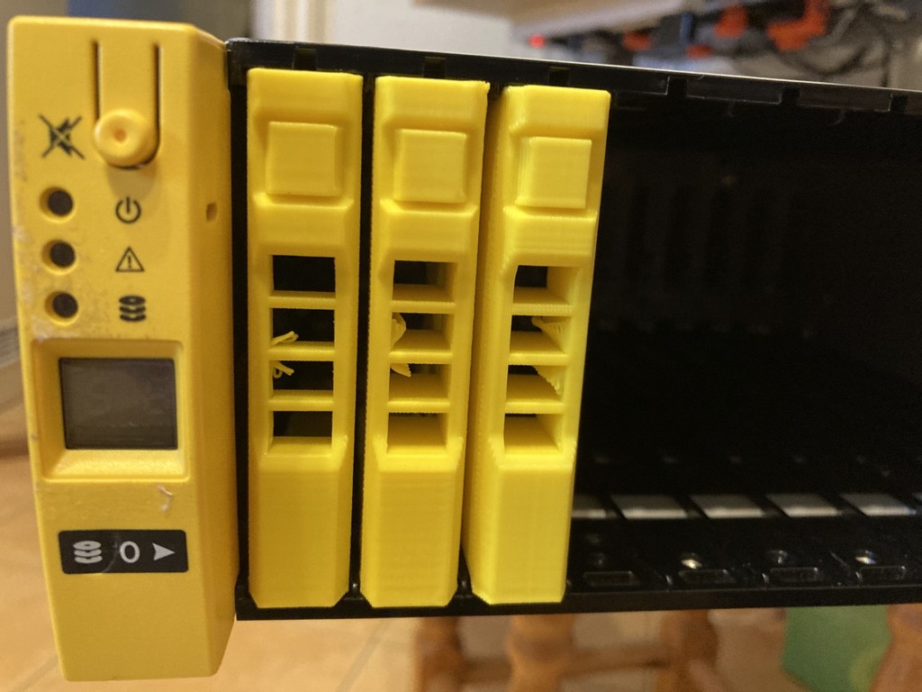 HP 3PAR SAN Caddy 2,5" by Wolfchild | Download free STL model ...