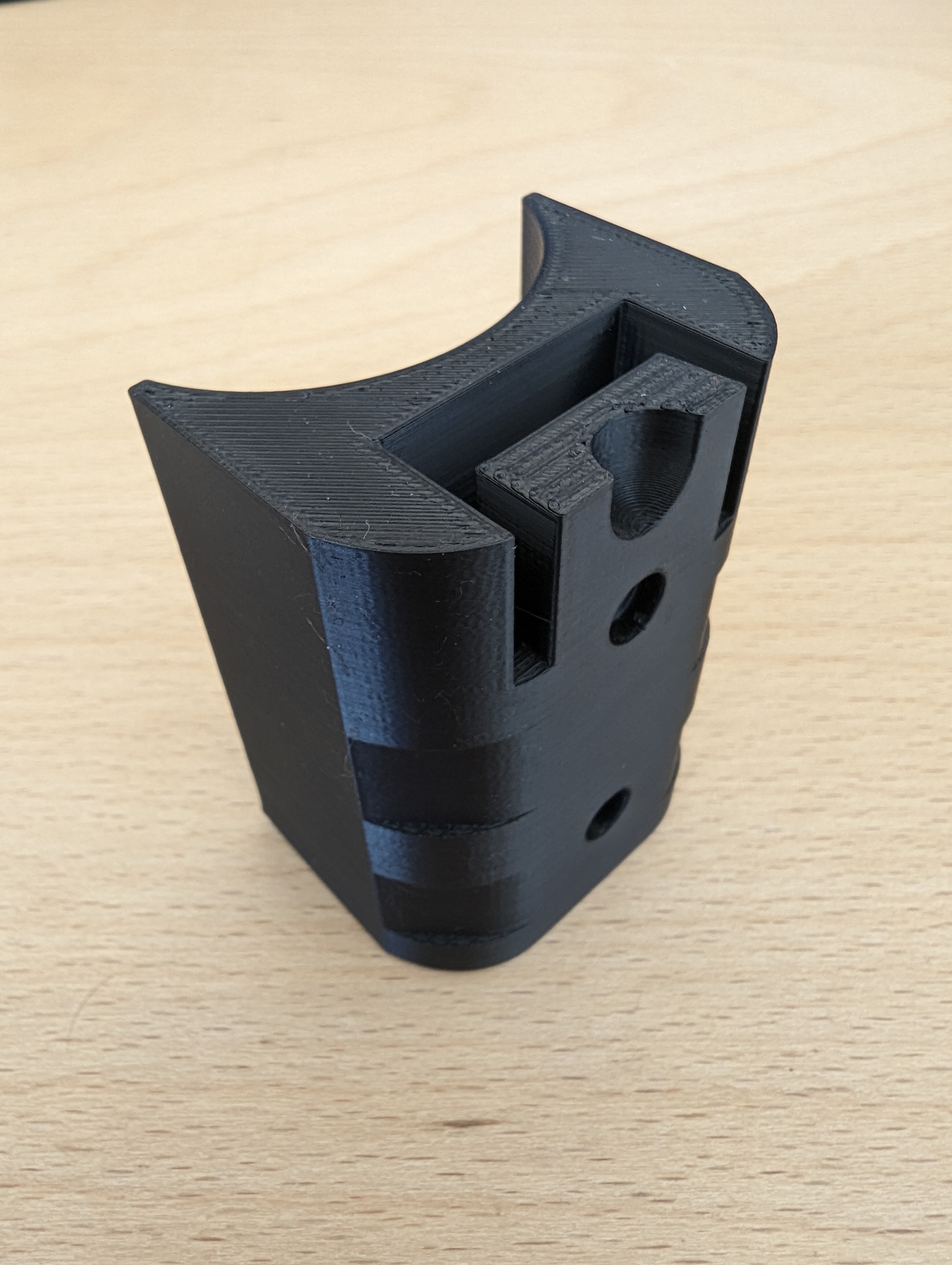 Pole adapter for MDT weather station by netzkind | Download free STL ...
