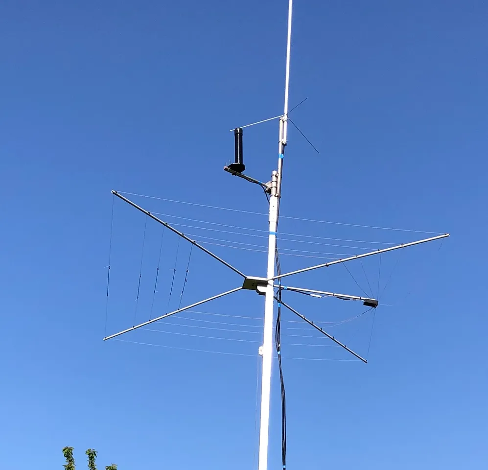 MFJ-1836H Cobweb antenna improved wire hangers by Jenny | Download free ...