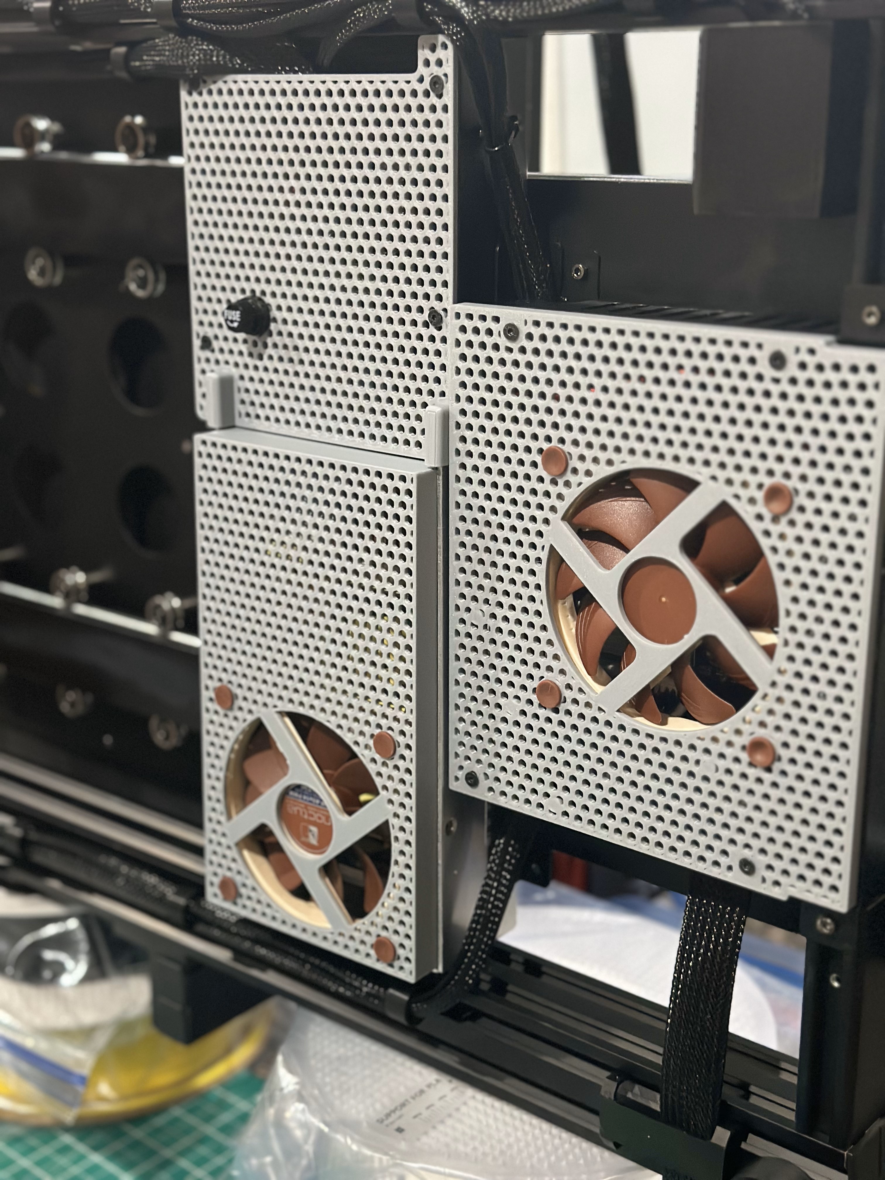 Anycubic Kobra 2 Max Heated Bed MOSFET Cover Mod optional fuse by ...