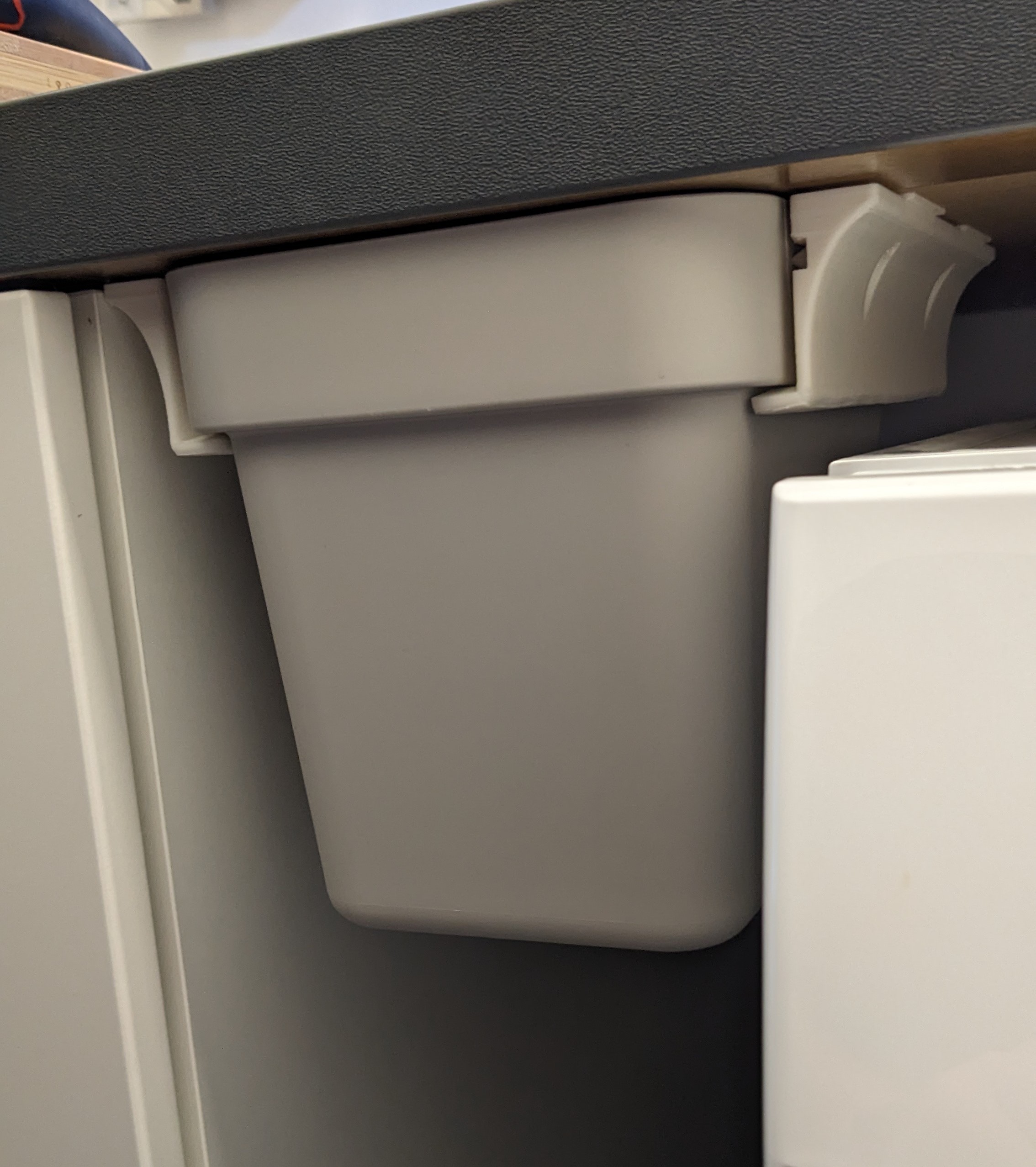 HÅLLBAR under table sliding holder mount by DTR9000 | Download free STL ...
