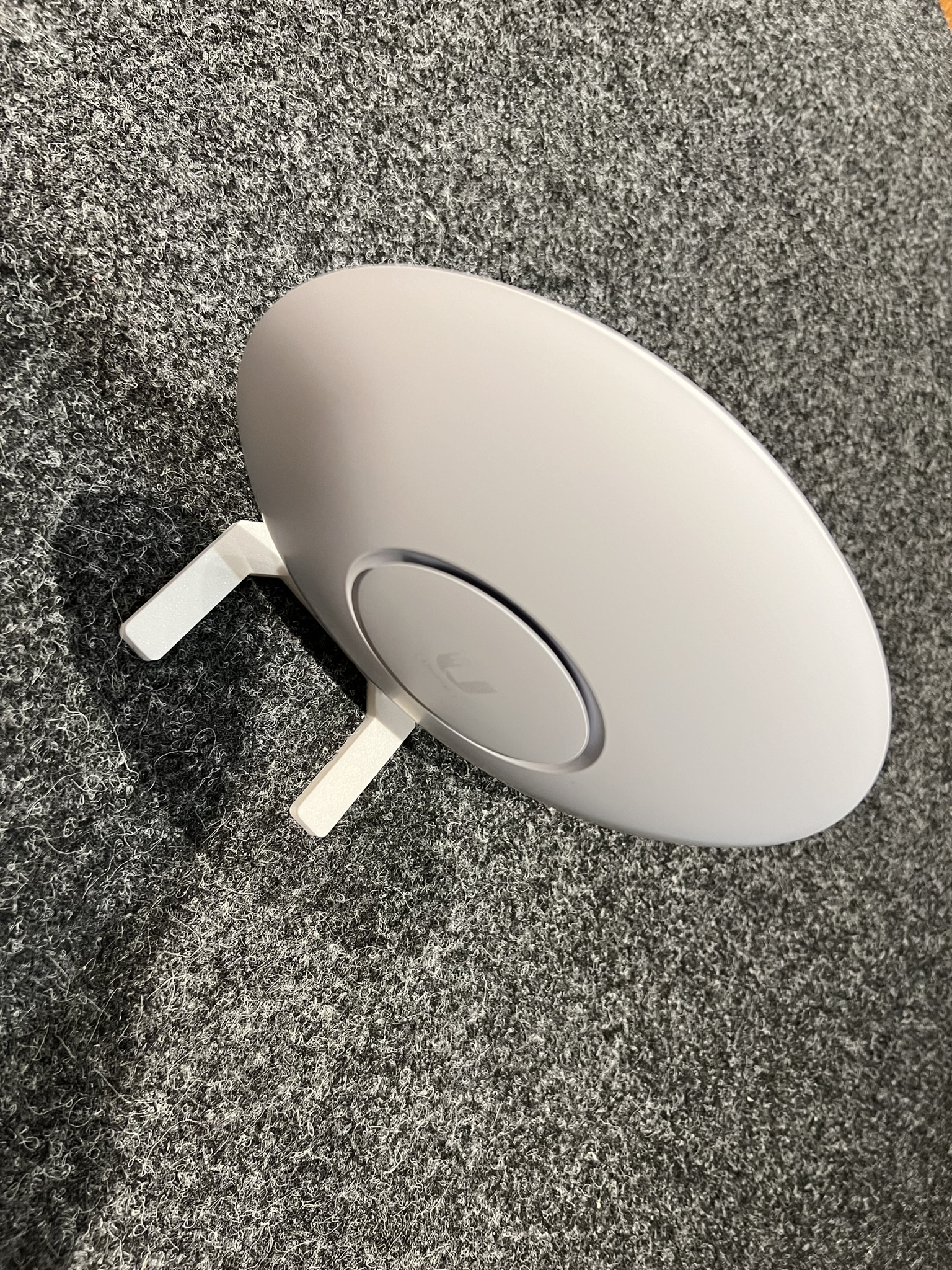 UniFi U6 Pro Desk Stand by DanioZg | Download free STL model ...