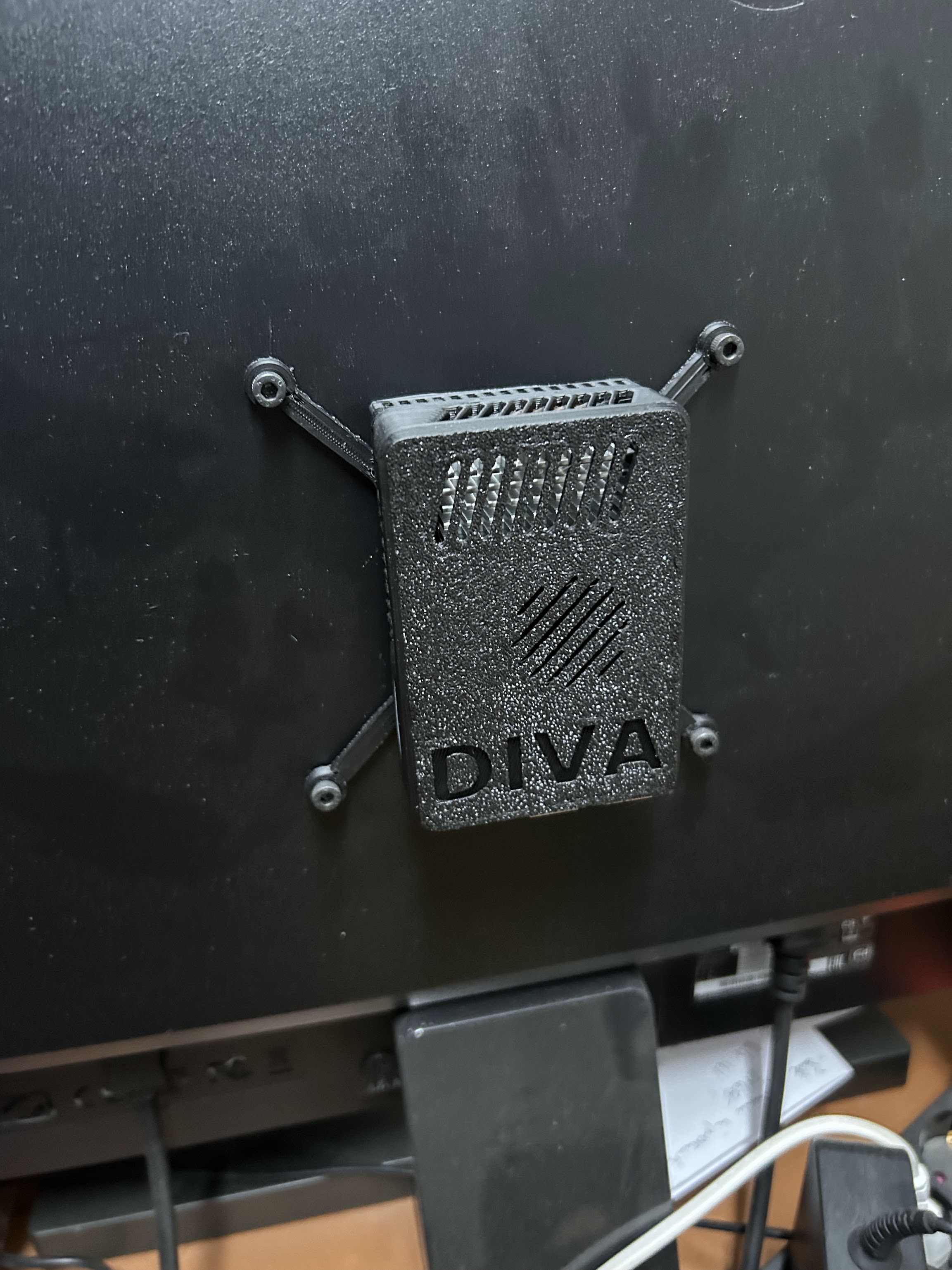 Raspberry Pi 5 Geekworm X1002 case with VESA by Cowboy3D | Download ... Raspberry Pi 5 Geekworm X1002 case with VESA by Cowboy3D | Download ...