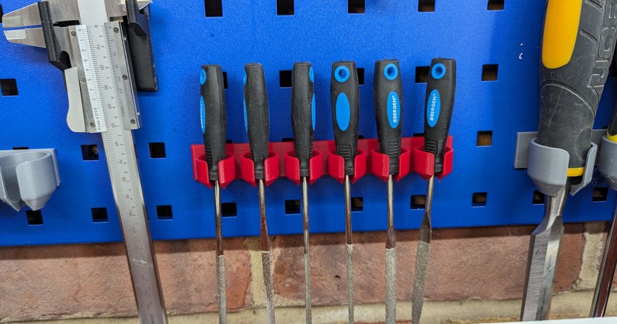 Screwdriver holder for Bott Perfo pegboard (with variations) by pjvenda ...