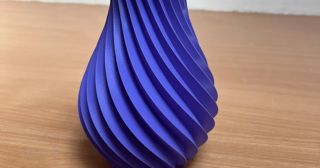 Vase for lego flower by Jackaxe_3 | Download free STL model ...