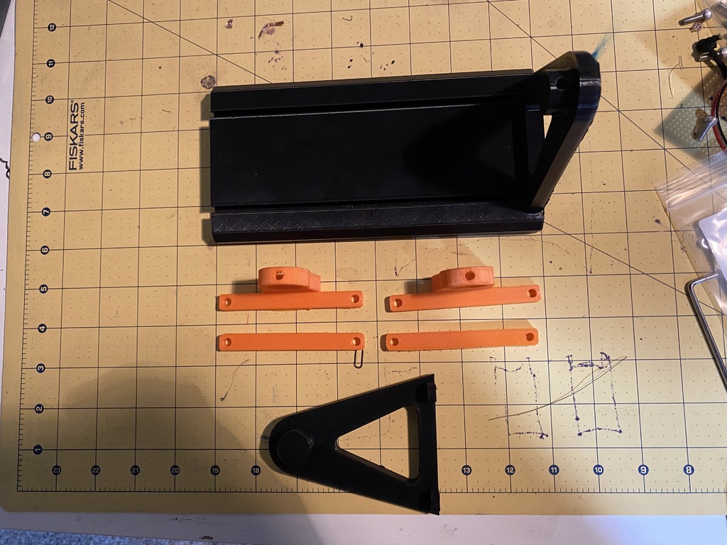 Multi Position PCB Clamp by CobraDesign47 | Download free STL model ...