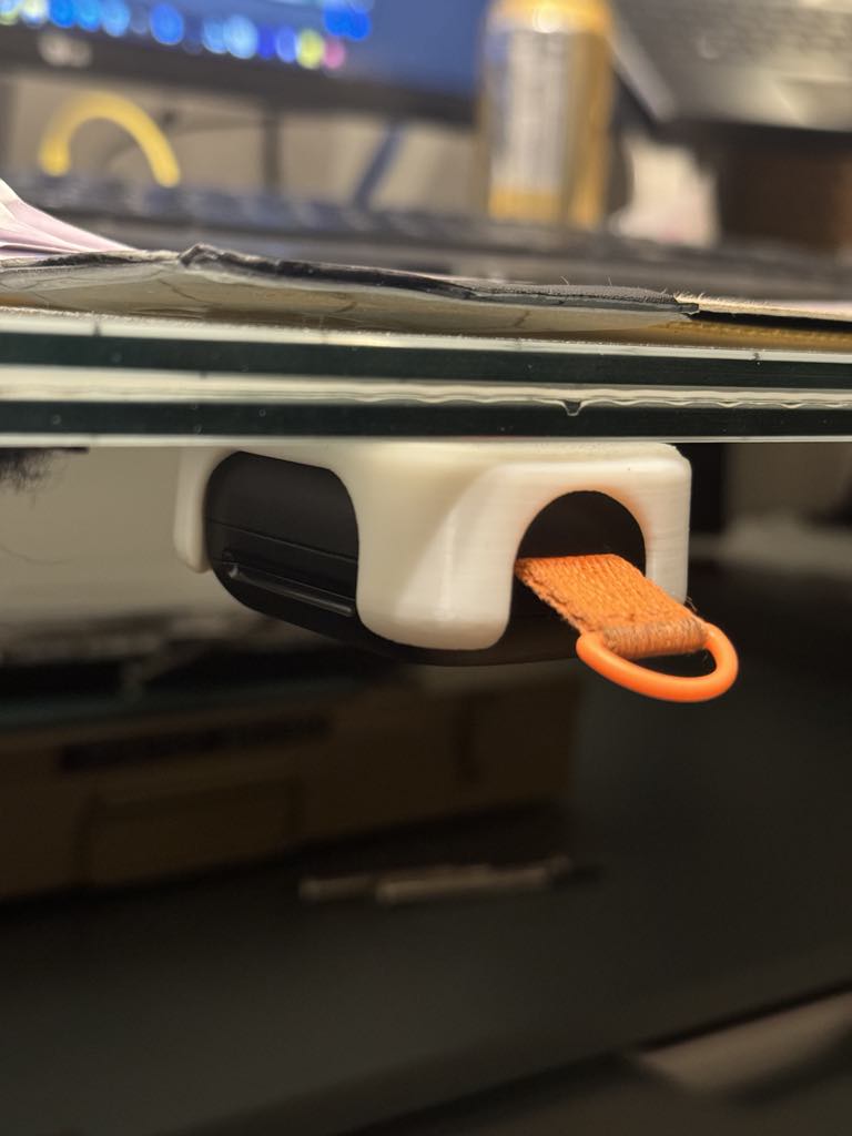 Skullcandy Dime Earbuds Holder by Two Wheels Online | Download free STL ...
