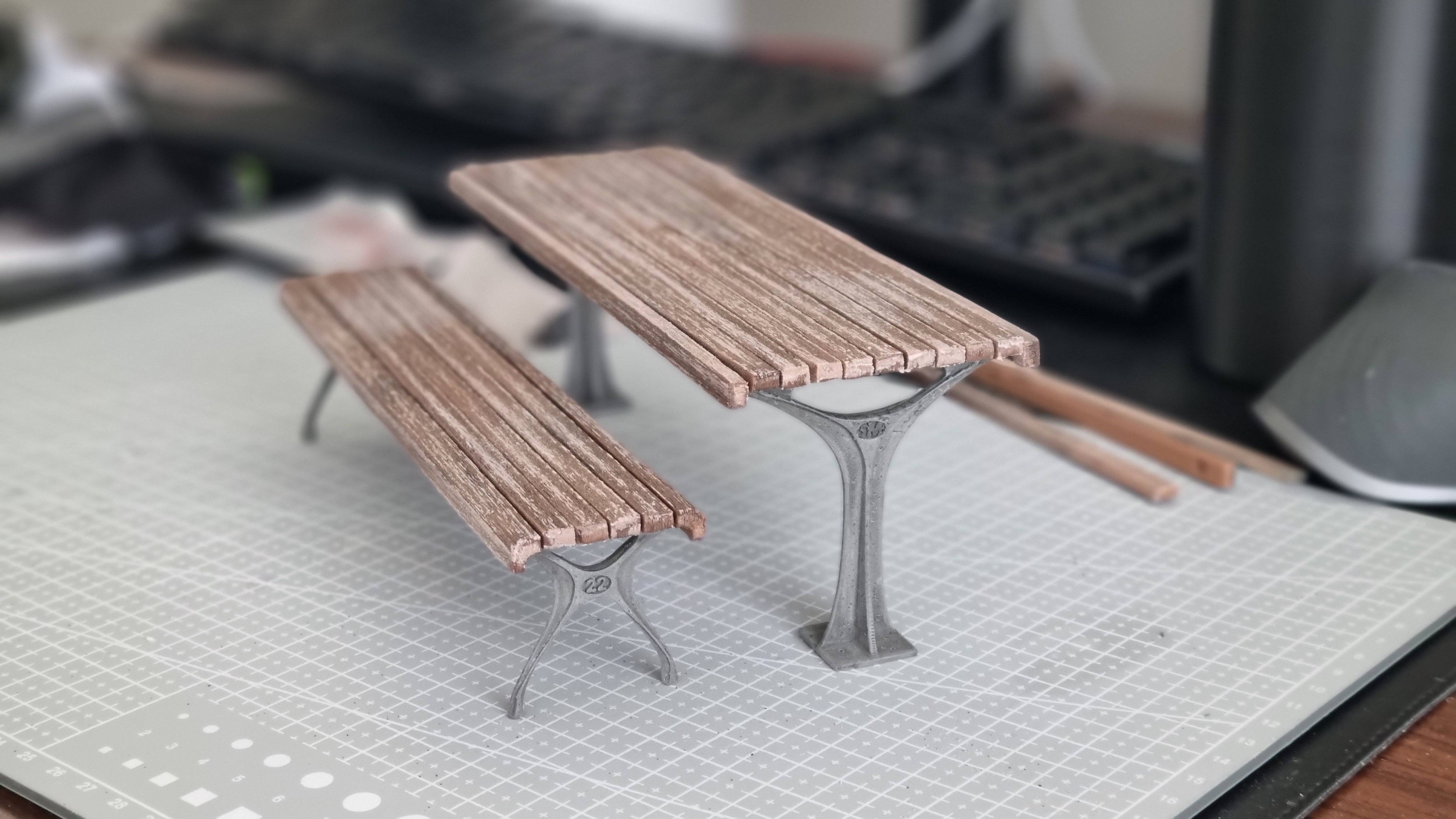 Miniature Picnic Table por Attempted Maker | Descargar modelo STL ...
