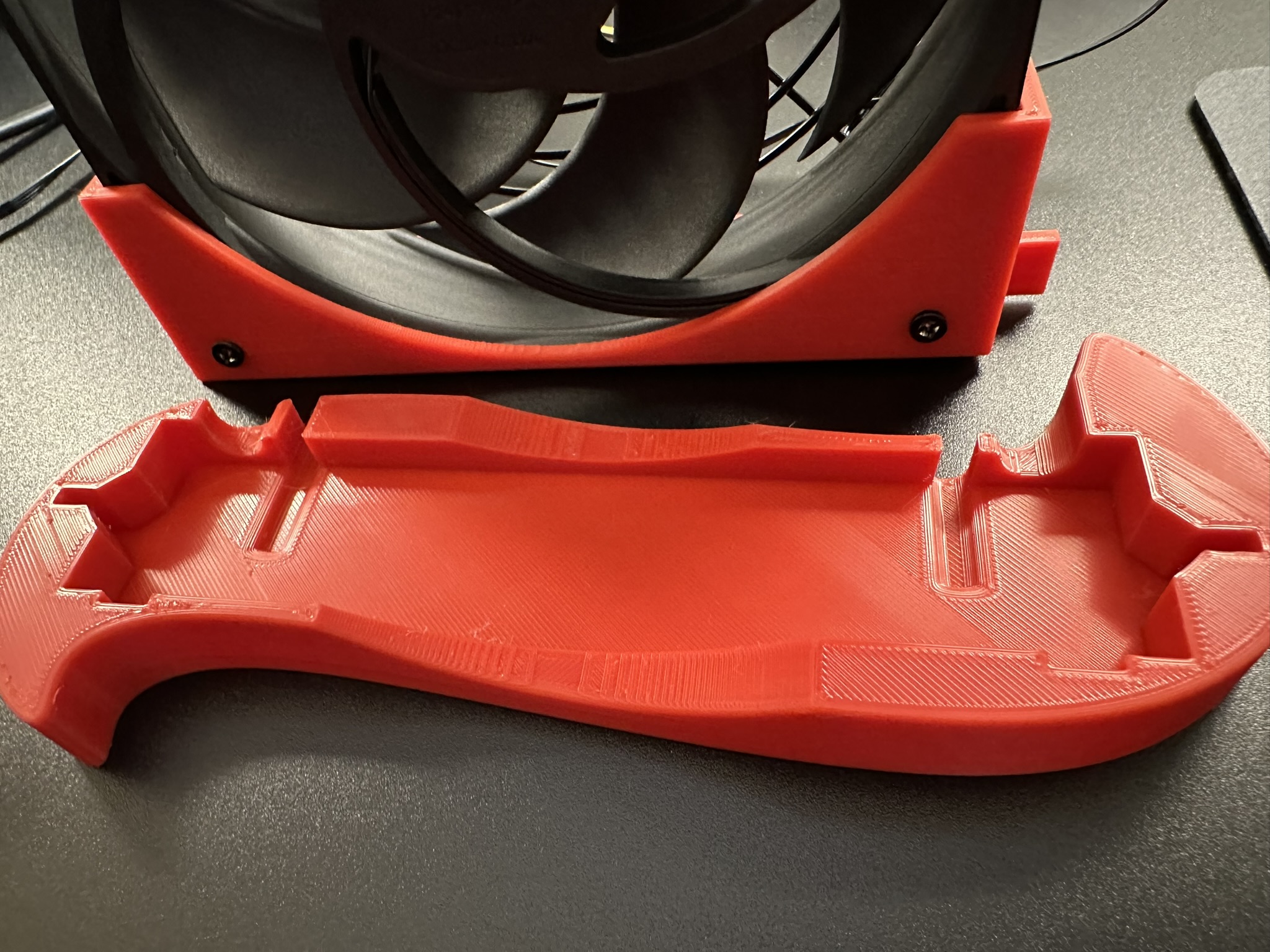 140mm fan desktop mount by duquedeturing | Download free STL model ...