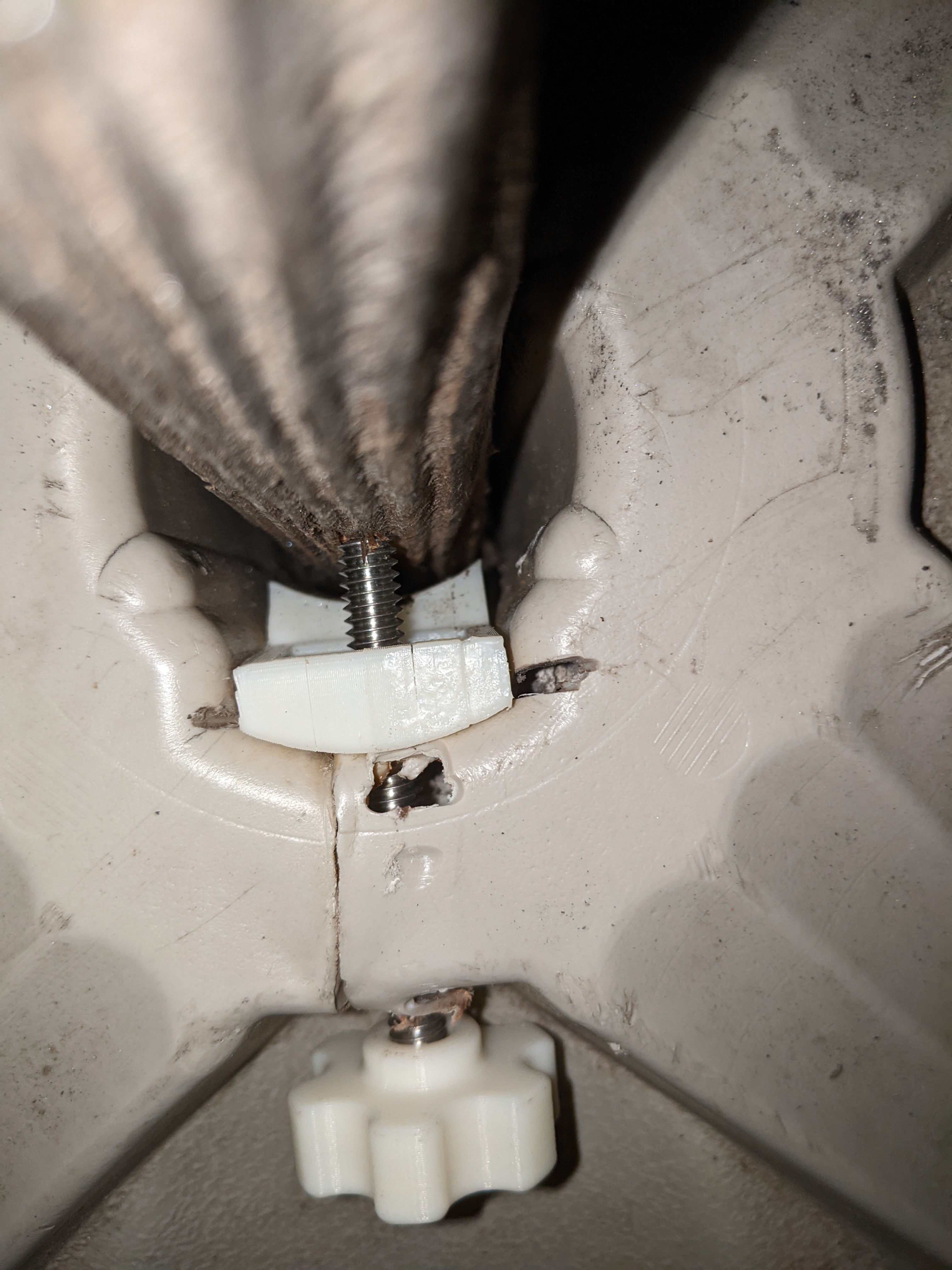 US Weight Umbrella Base Bolt-Holding Pole Shim by mr-neutron | Download ...