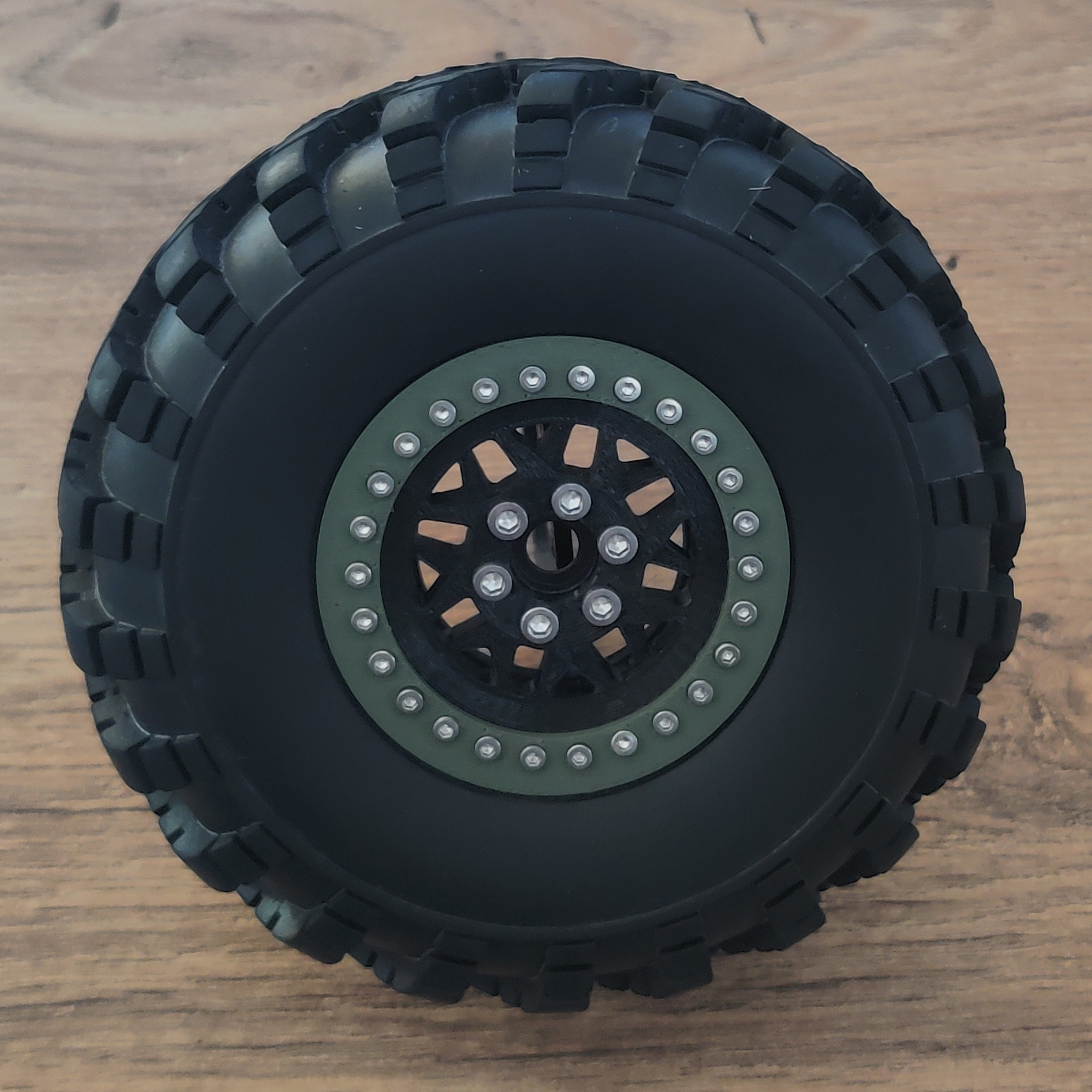 2.2" Beadlock Wheel Rim for 1/10 RC by Ondrej Srom | Download free STL ...