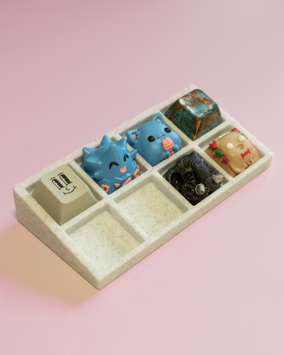 Artisan Tray Keycaps Holder by Kratos | Download free STL model ...