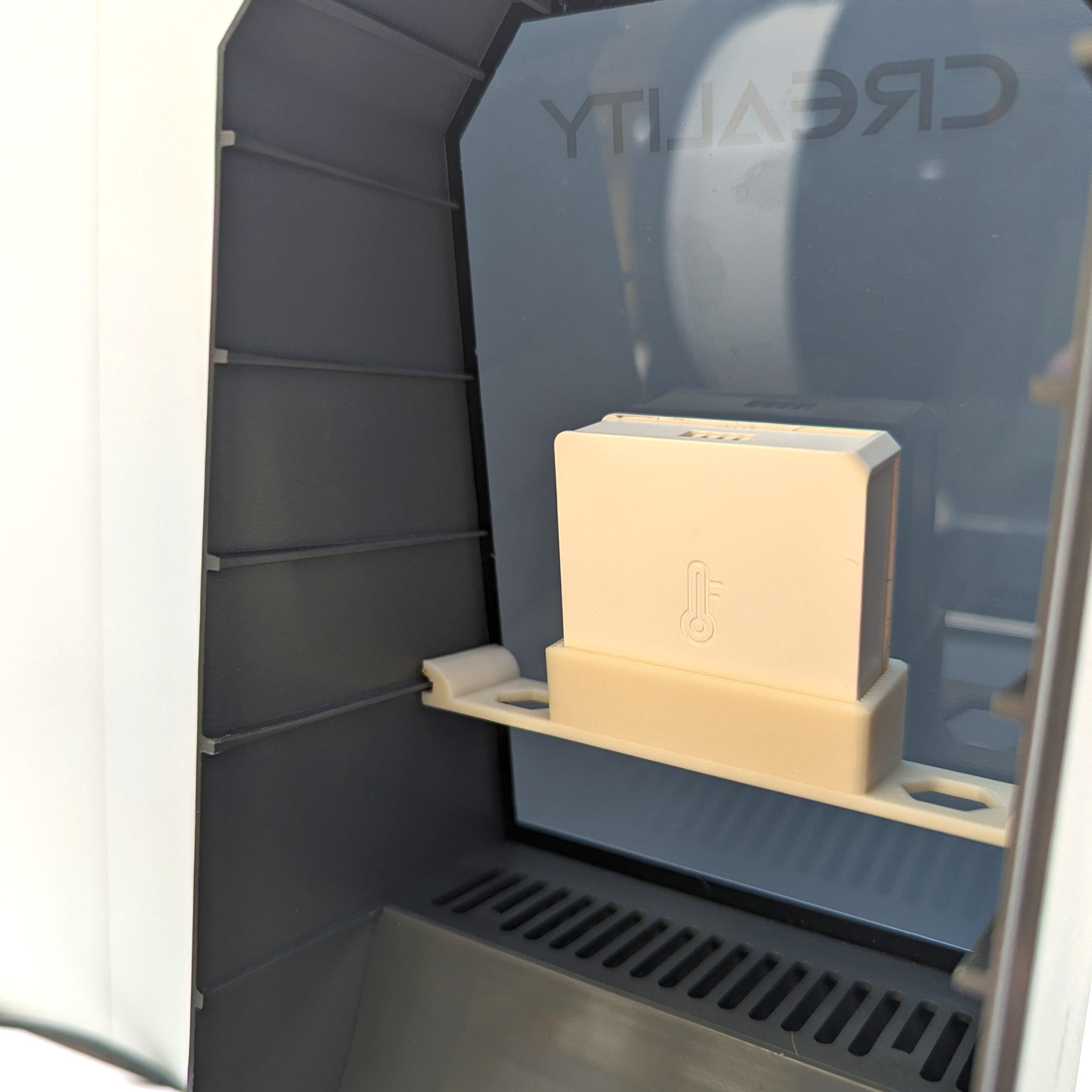 Creality Space Pi - sensor mount for SNZB-02 thermometer by OndraM ...