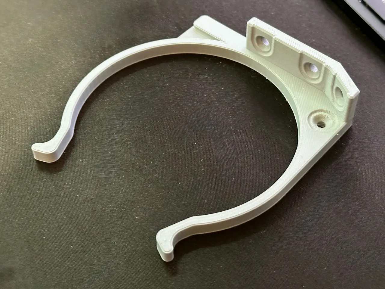 4-inch Ventilation Duct Support Clip by DrHellbenders | Download free ...