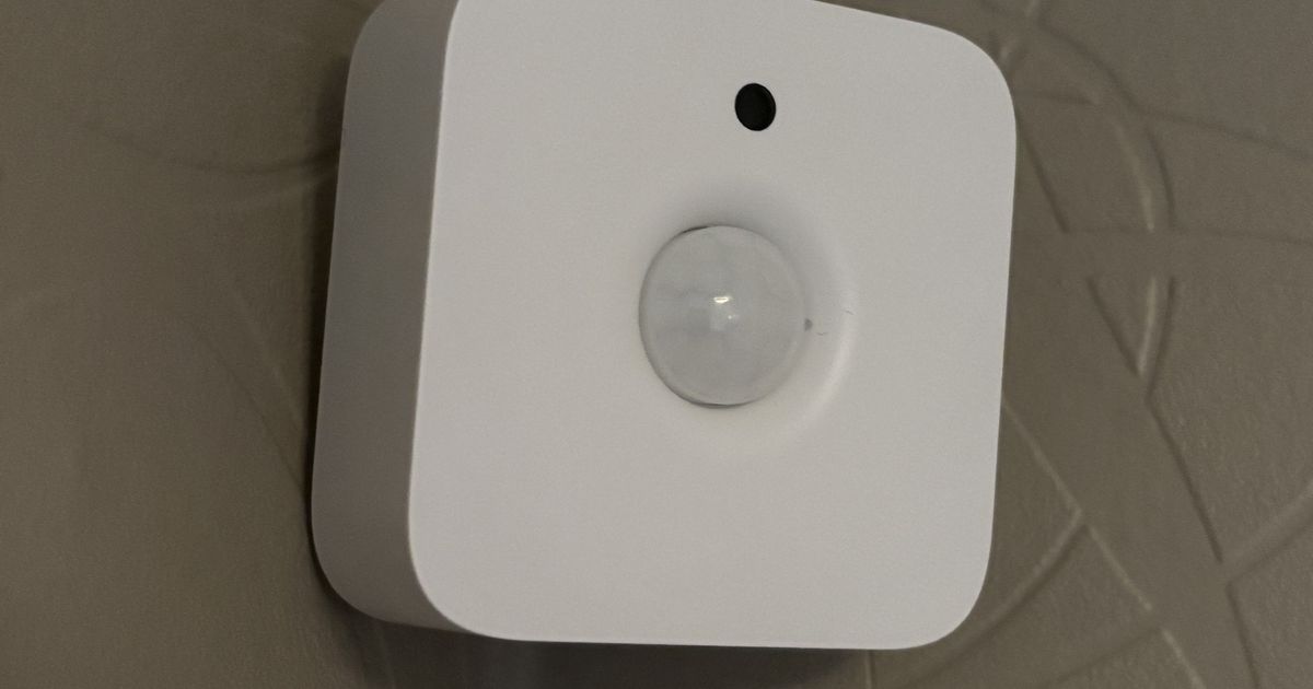 Minimalist Hue Motion Sensor by Fluffy | Download free STL model ...