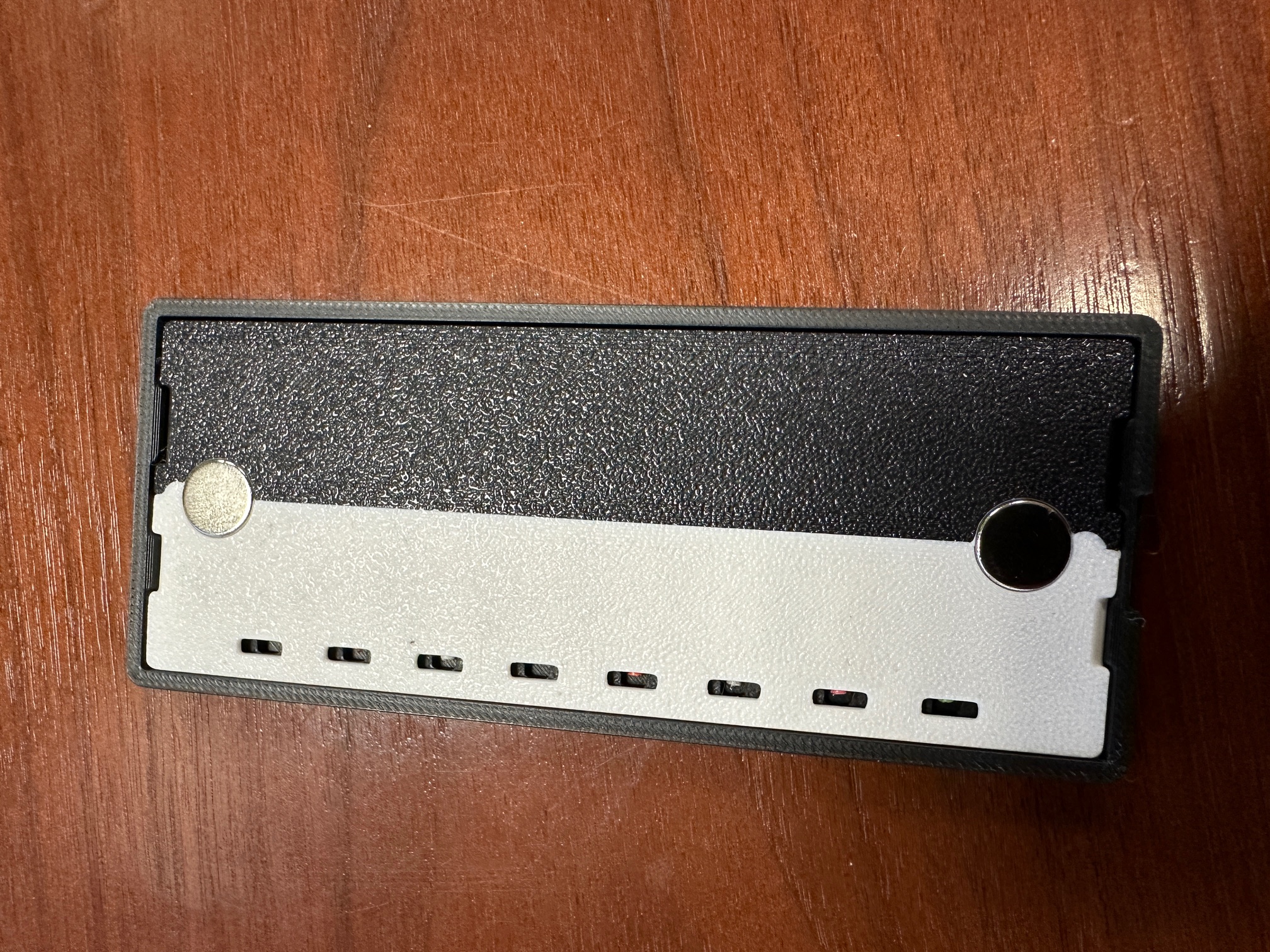 Filament Display with Magnets & Contrast by J-Squared | Download free ...