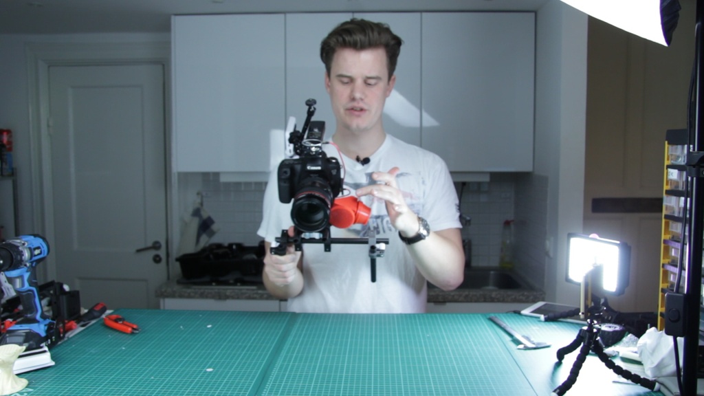 DSLR Camera system - 15/14mm - Shoulder rig config by 3D Print Tech ...