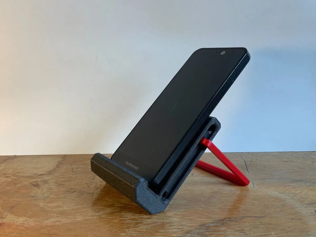 Adjustable phone stand by Julius | Download free STL model | Printables.com