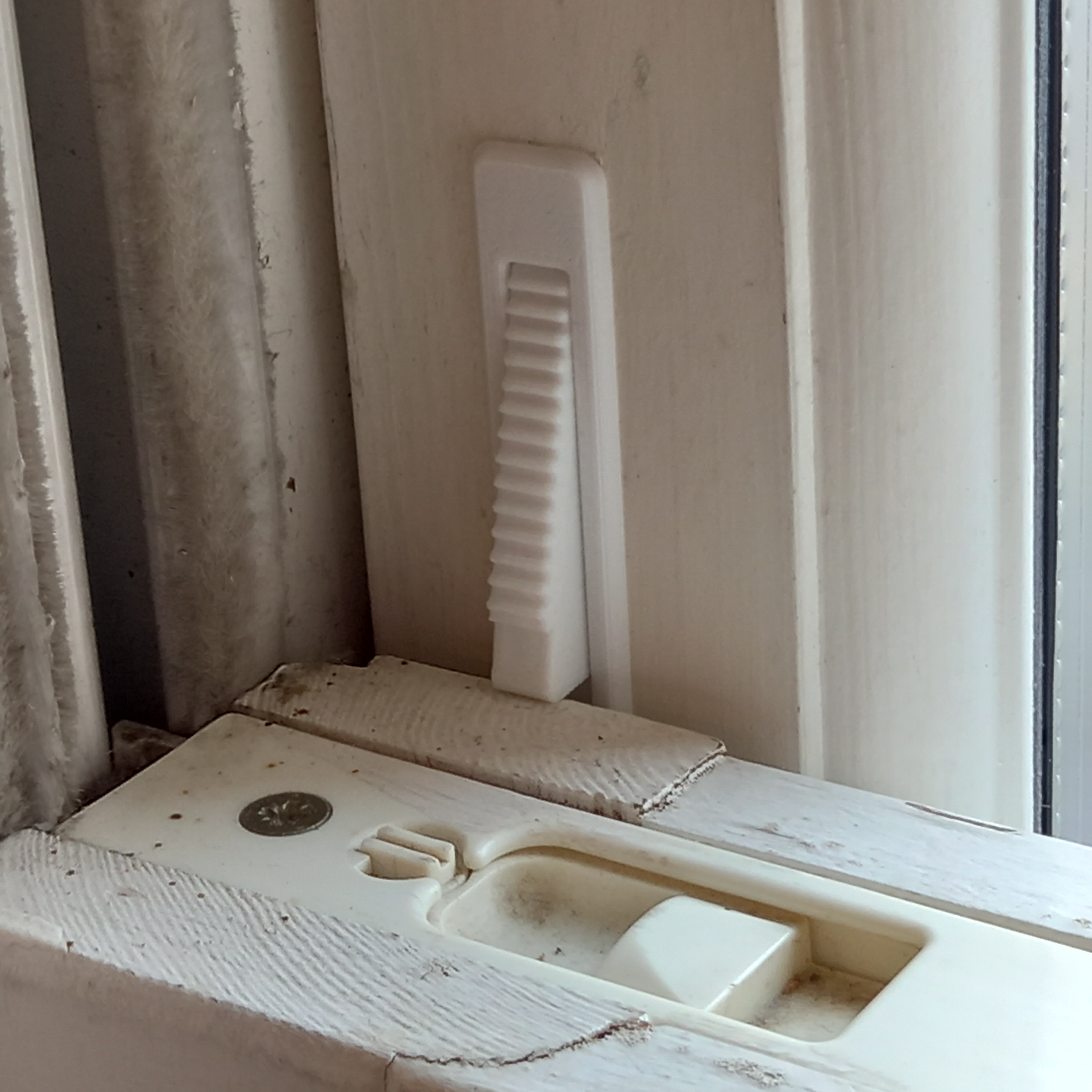Sash Window Restrictor by Peter Main | Download free STL model ...